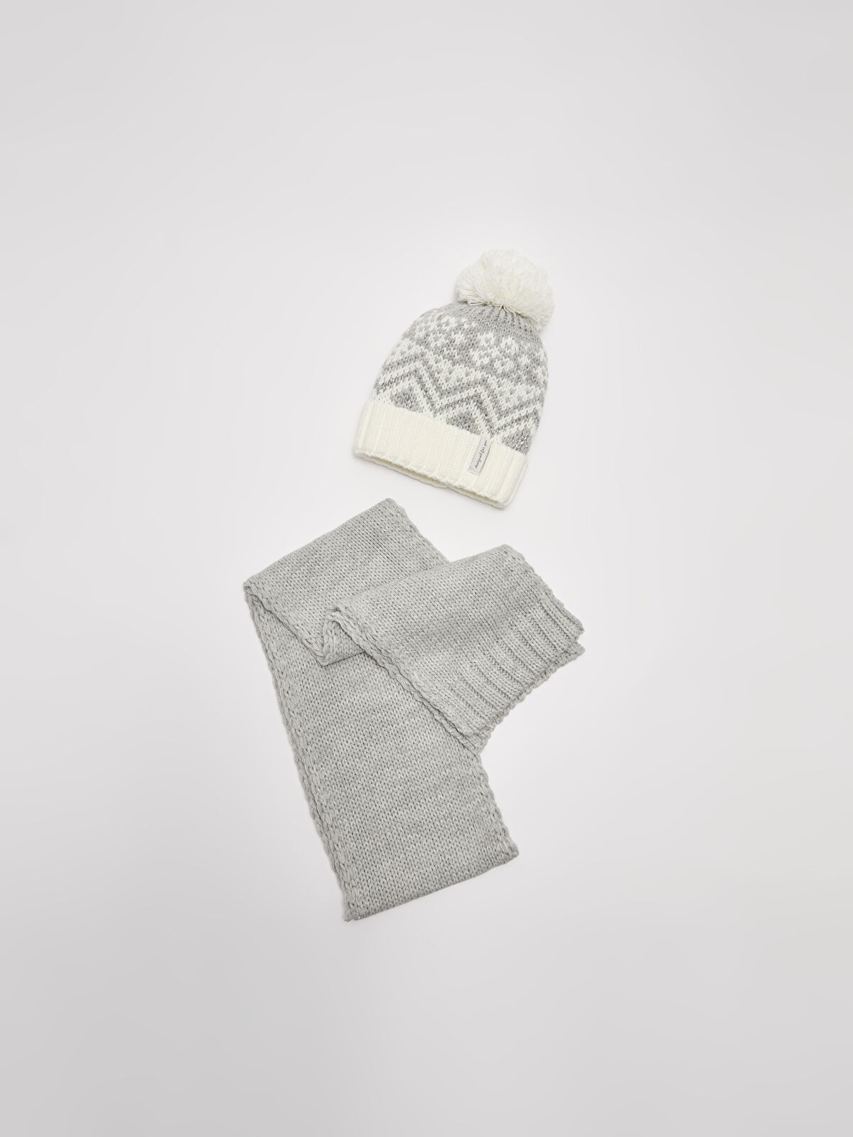 Desenli Kız Çocuk Triko Bere Ve Atkı 2'li