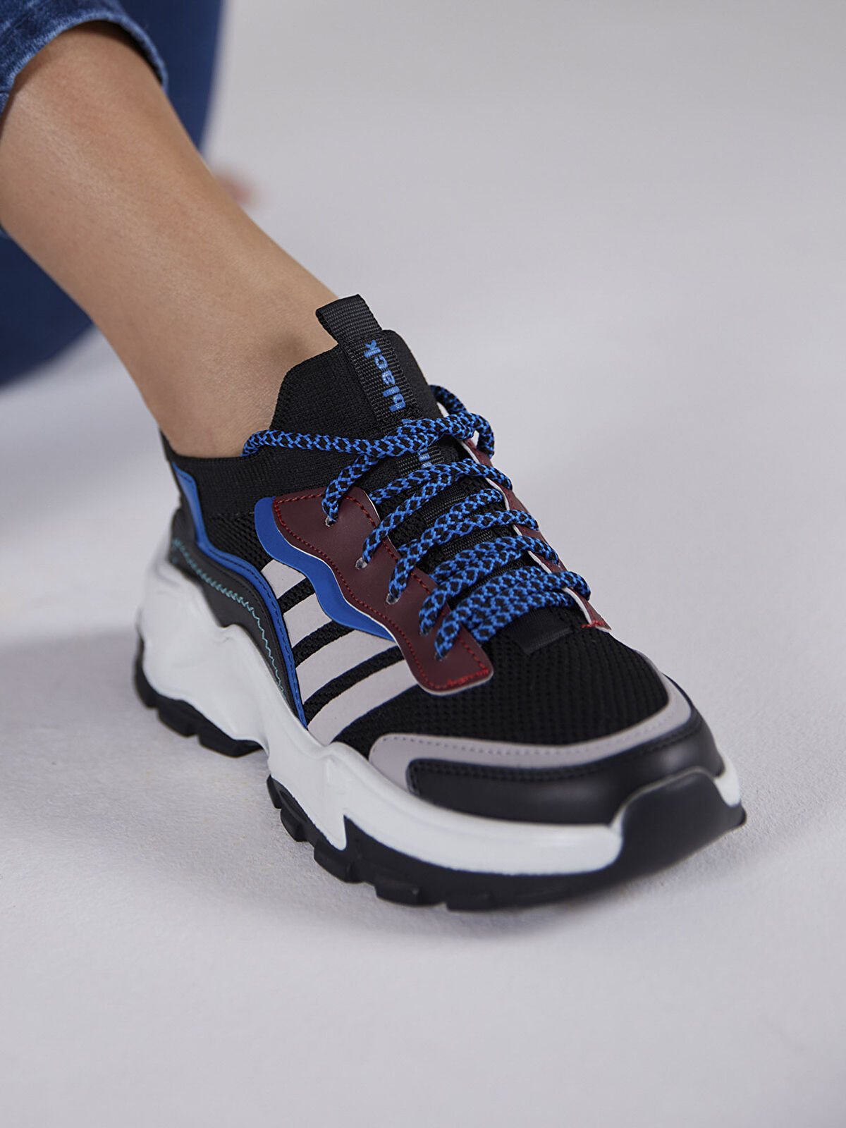 Tonny Black Renk Bloklu Kalın Taban Erkek Spor Ayakkabı Tonny Black Renk Bloklu Kalın Taban Erkek Spor Ayakkabı