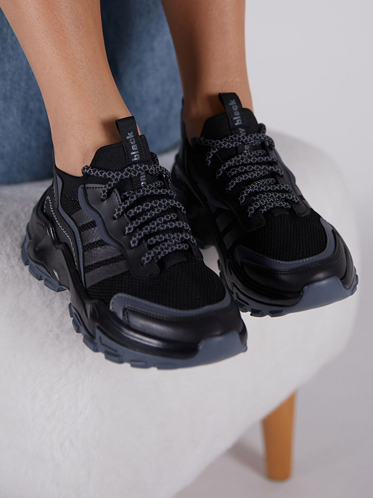 TONNY BLACK File Detaylı Bağcıklı Kalın Taban Kadın Spor Ayakkabı TONNY BLACK File Detaylı Bağcıklı Kalın Taban Kadın Spor Ayakkabı