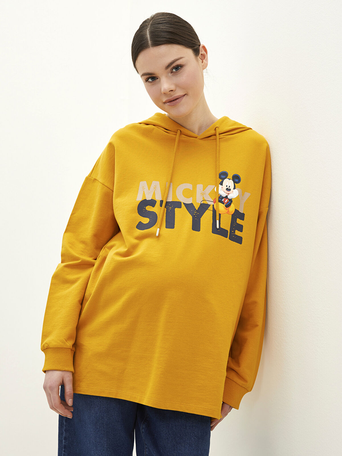Kapüşonlu Mickey Mouse Baskılı Uzun Kollu Pamuklu Hamile Sweatshirt
