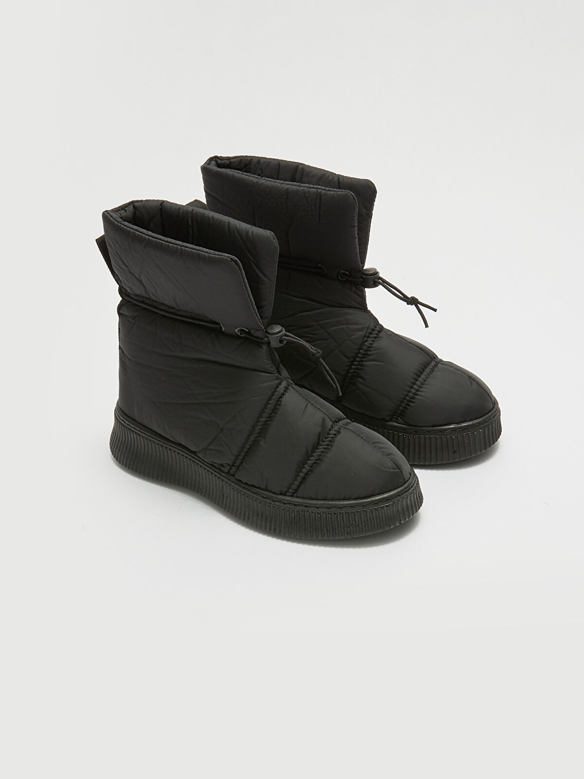 Dekoratif Dikişli Kalın Taban Kadın Bot