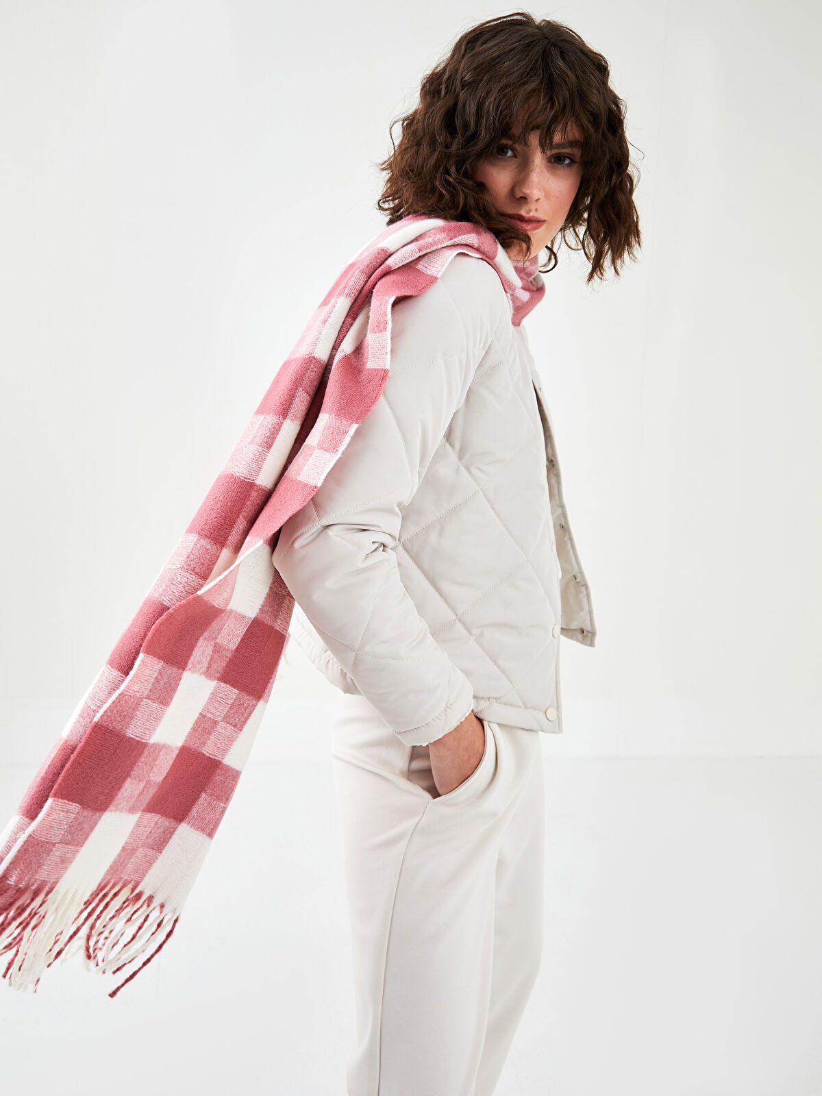 Püsküllü Ekose Kadın Atkı