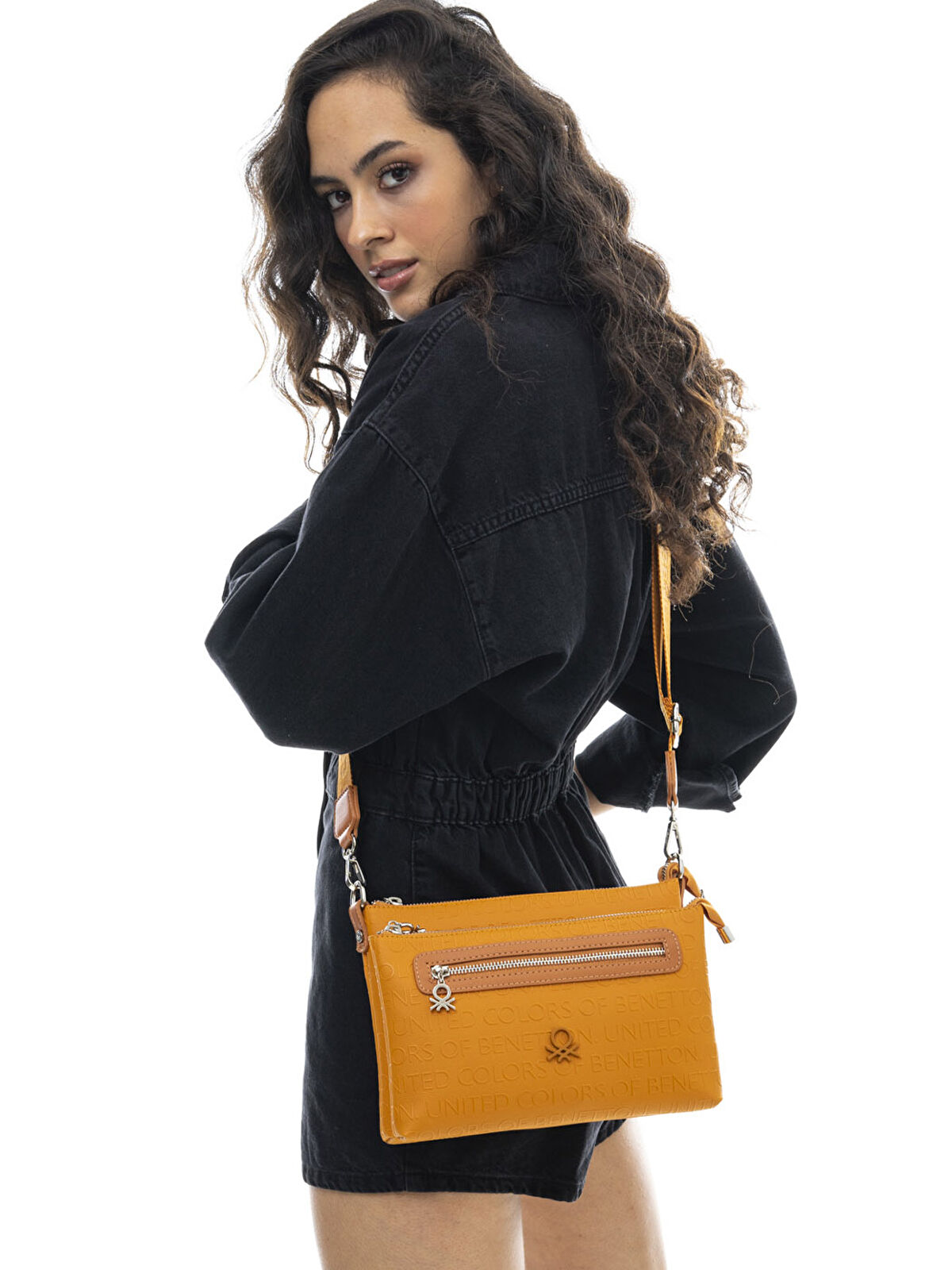 BENETTON Desenli Ayarlanabilir Askılı Kadın Çapraz Çanta BENETTON Desenli Ayarlanabilir Askılı Kadın Çapraz Çanta