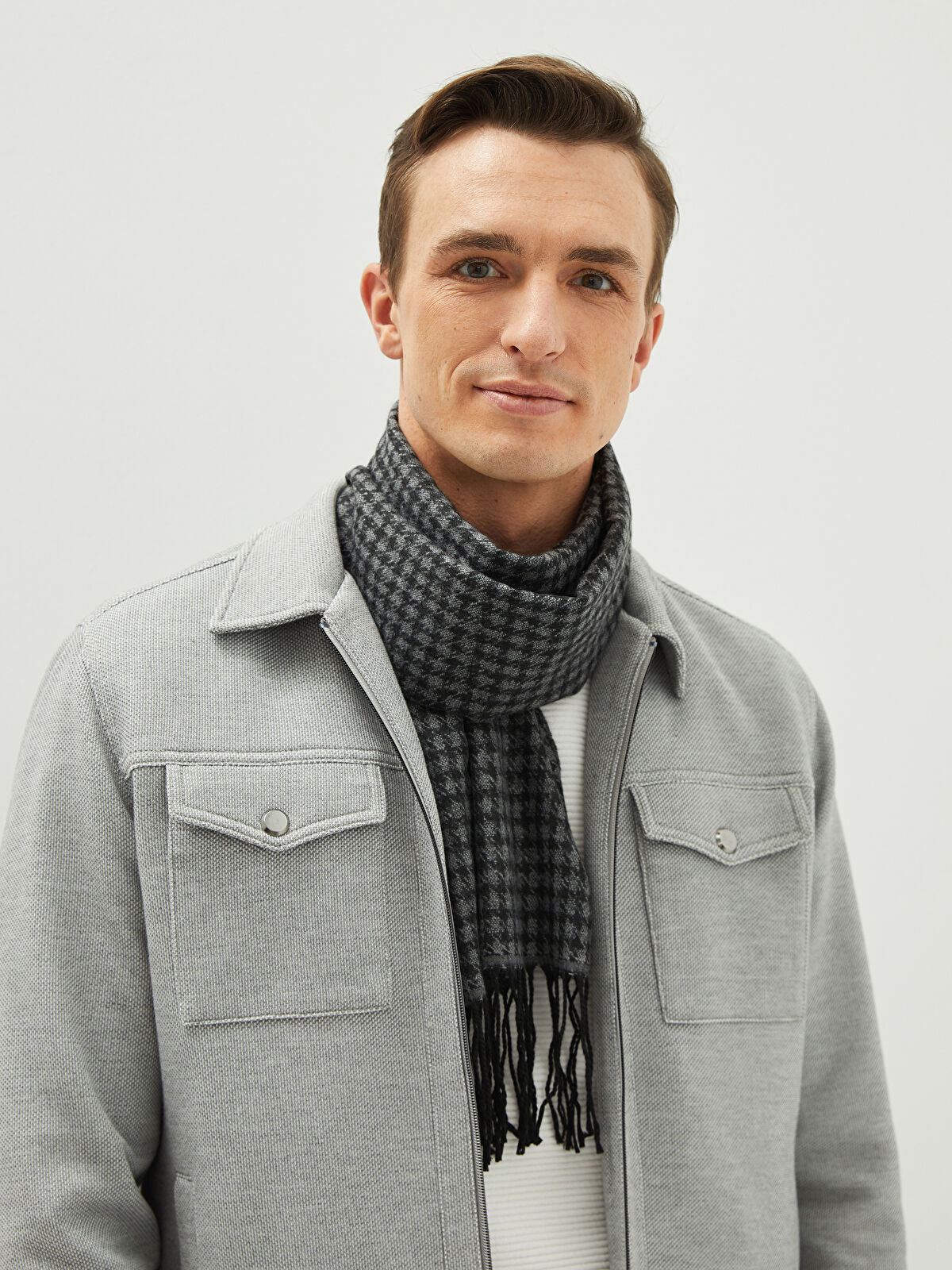 Kısa Püskül Detaylı Ekose Erkek Atkı