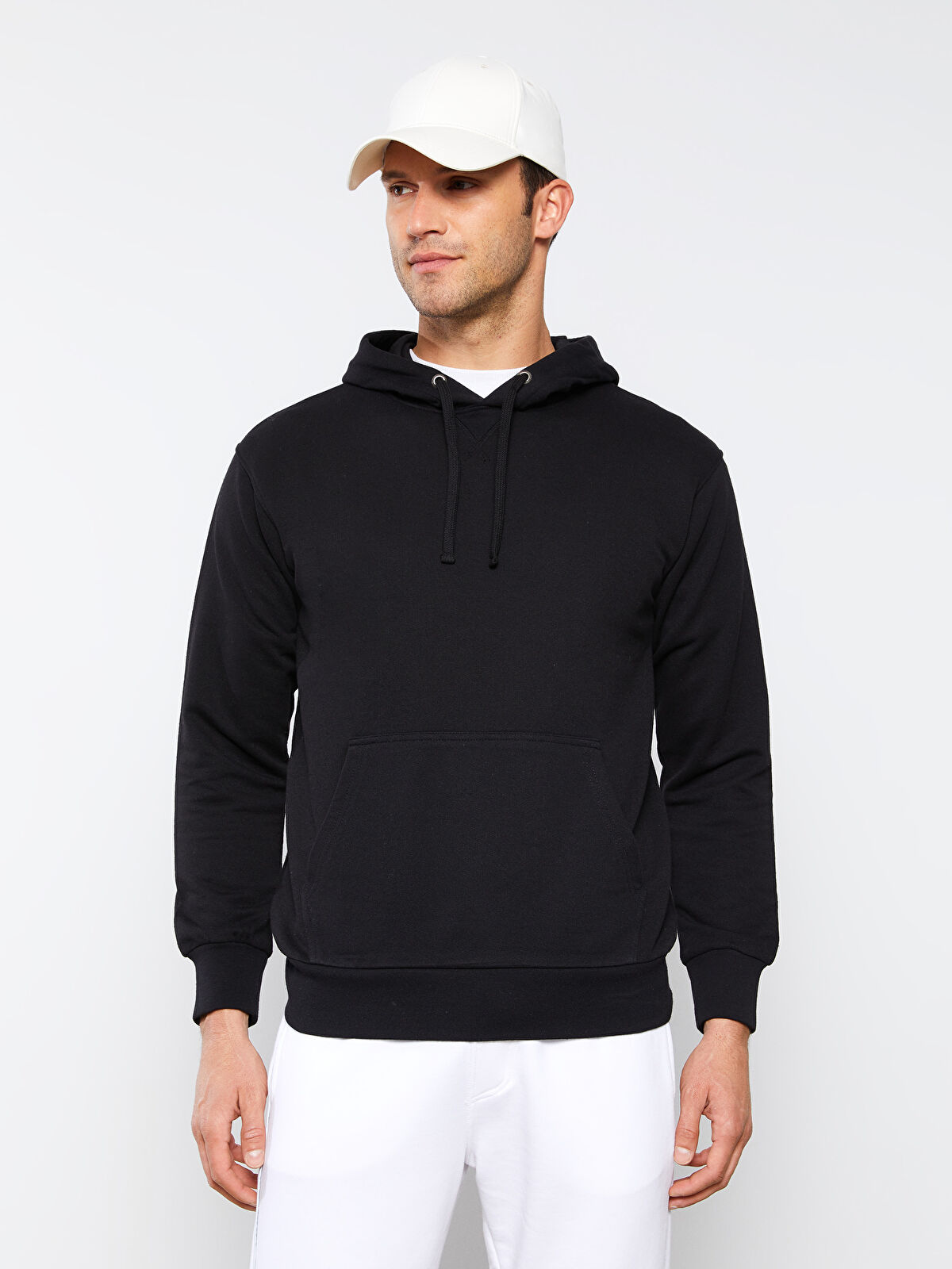 LCW BASIC Oversize Kapüşonlu Uzun Kollu Erkek Sweatshirt LCW BASIC Oversize Kapüşonlu Uzun Kollu Erkek Sweatshirt