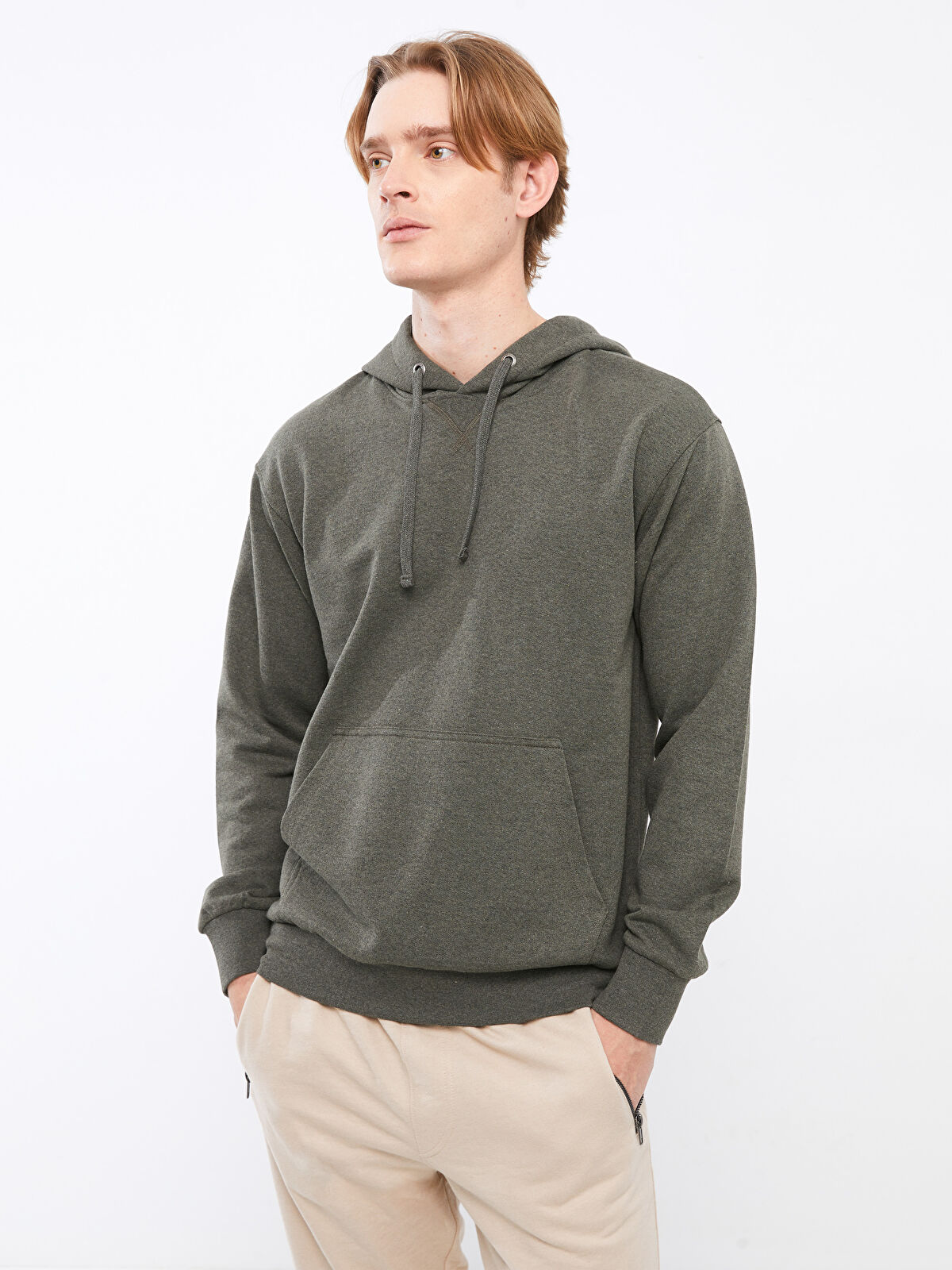LCW BASIC Oversize Kapüşonlu Uzun Kollu Erkek Sweatshirt LCW BASIC Oversize Kapüşonlu Uzun Kollu Erkek Sweatshirt