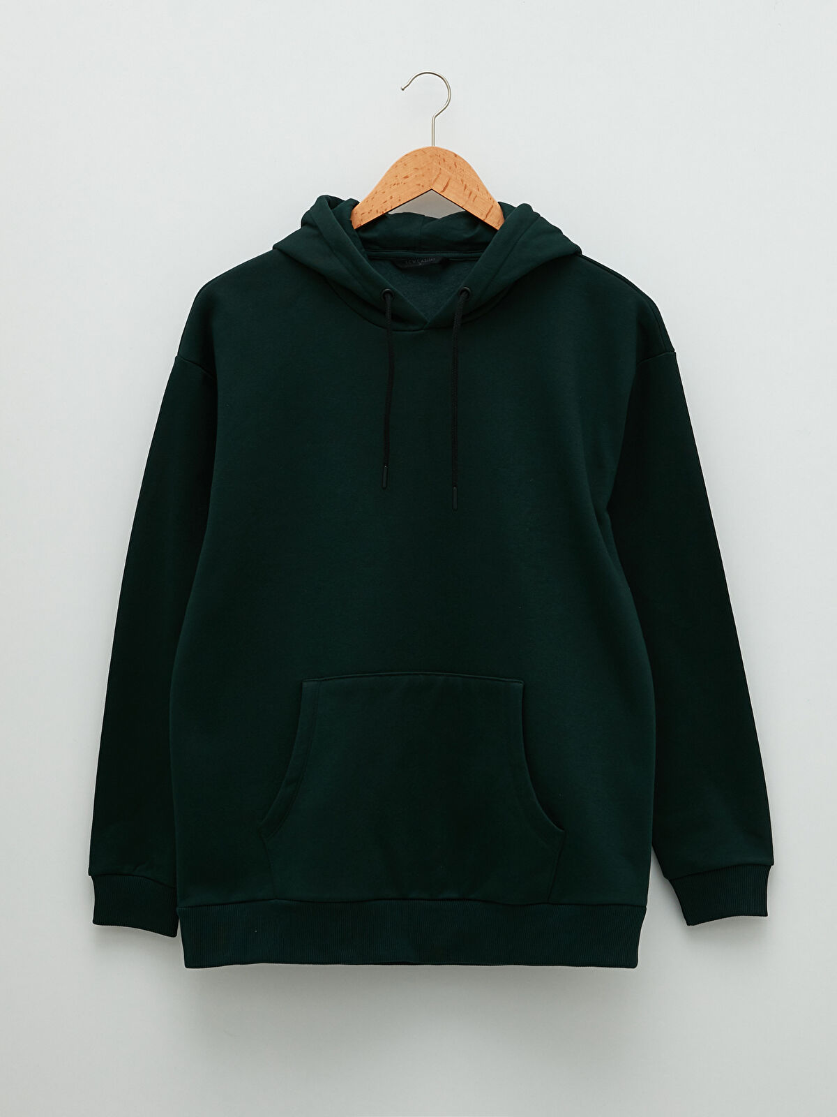 LCW CASUAL Kapüşonlu Uzun Kollu Basic Erkek Sweatshirt LCW CASUAL Kapüşonlu Uzun Kollu Basic Erkek Sweatshirt