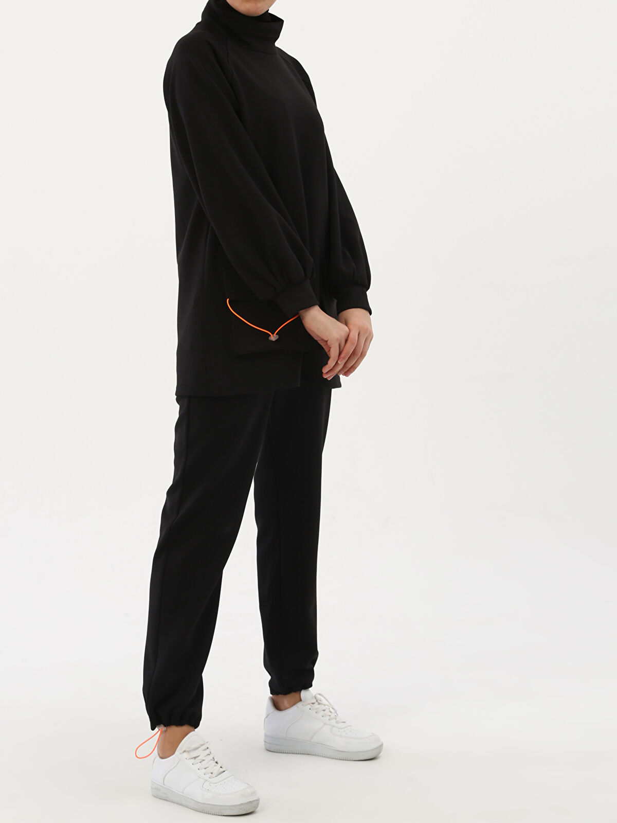 Allday Dik Yaka Düz Uzun Kollu Kadın Sweatshirt ve Eşofman Altı Takım Allday Dik Yaka Düz Uzun Kollu Kadın Sweatshirt ve Eşofman Altı Takım