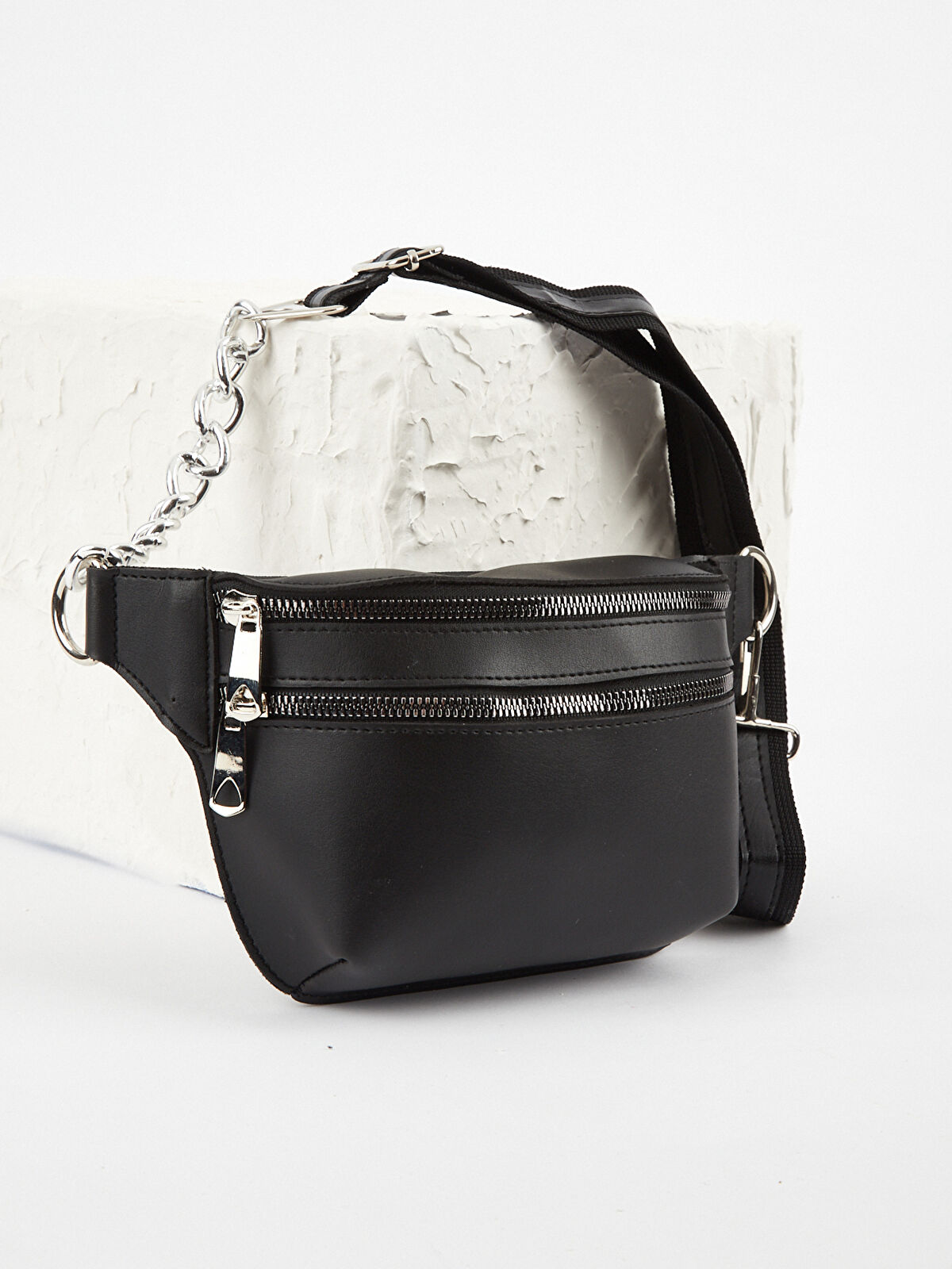 MOON İki Gözlü Zincir Detaylı Bel Çantası