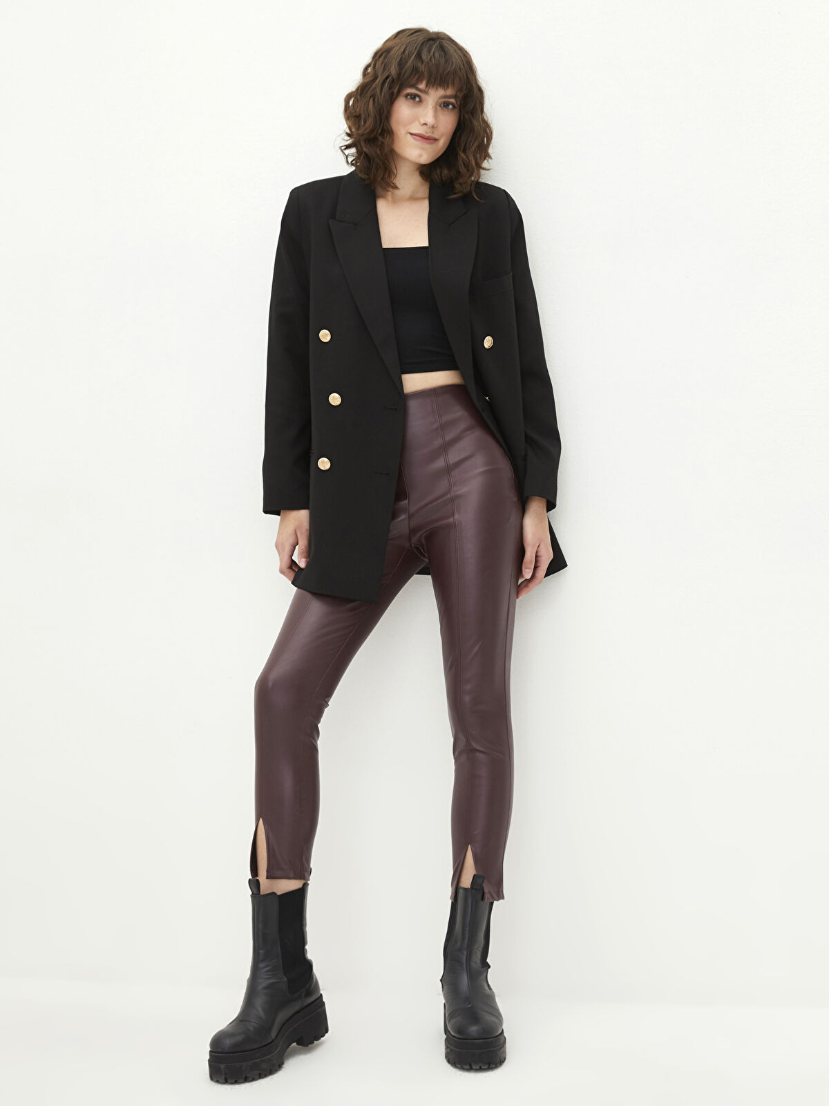 LCW CASUAL Slim Fit Düz Deri Görünümlü Kadın Pantolon