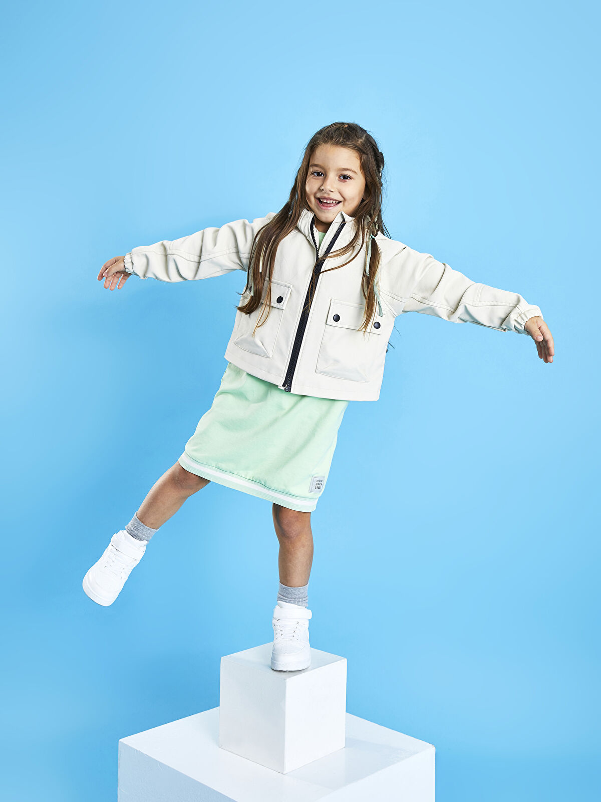 Kapüşonlu Basic Uzun Kollu Kız Çocuk Mont