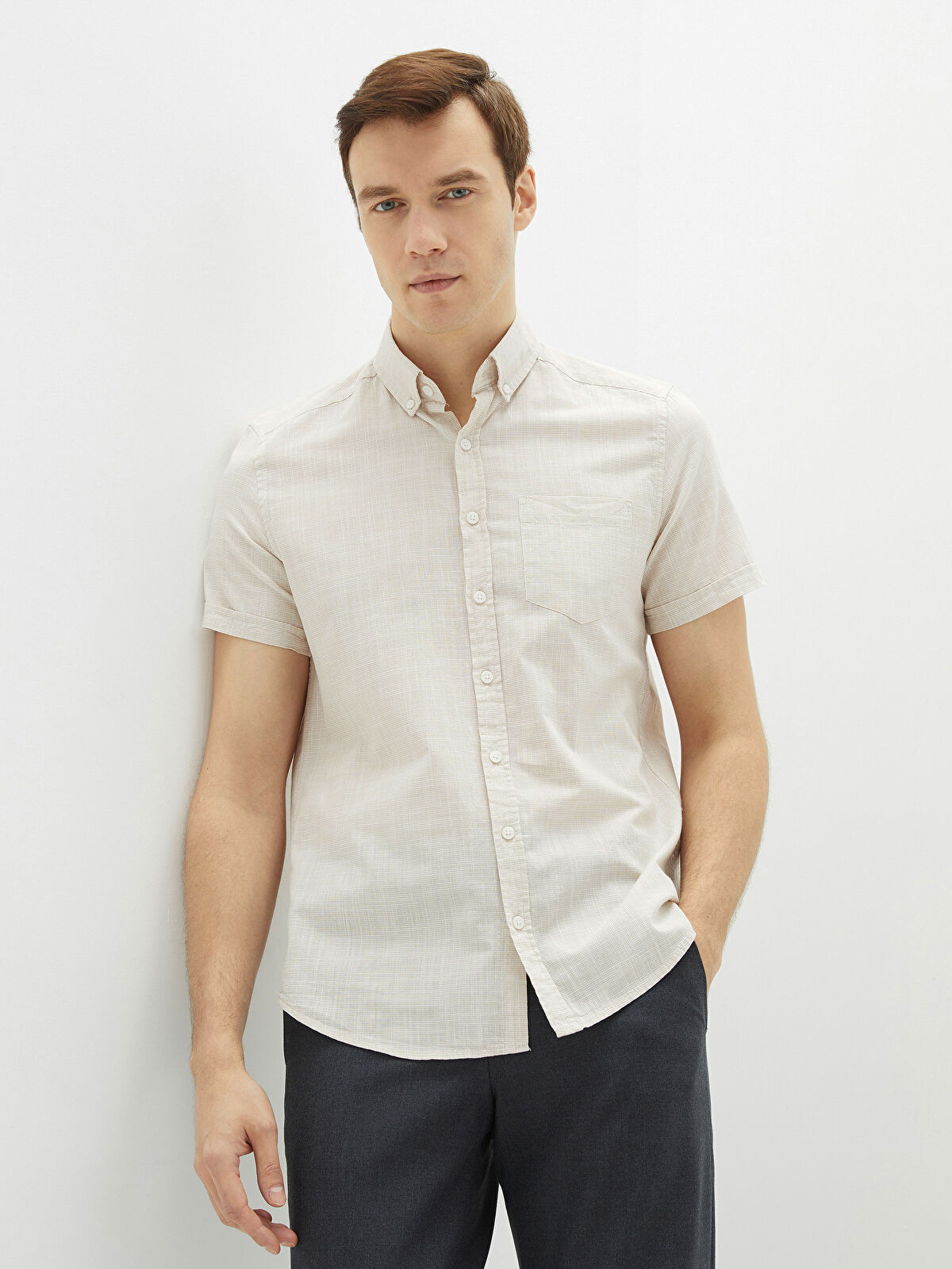 LCW CLASSIC Slim Fit Kısa Kollu Ekose Poplin Gömlek LCW CLASSIC Slim Fit Kısa Kollu Ekose Poplin Gömlek