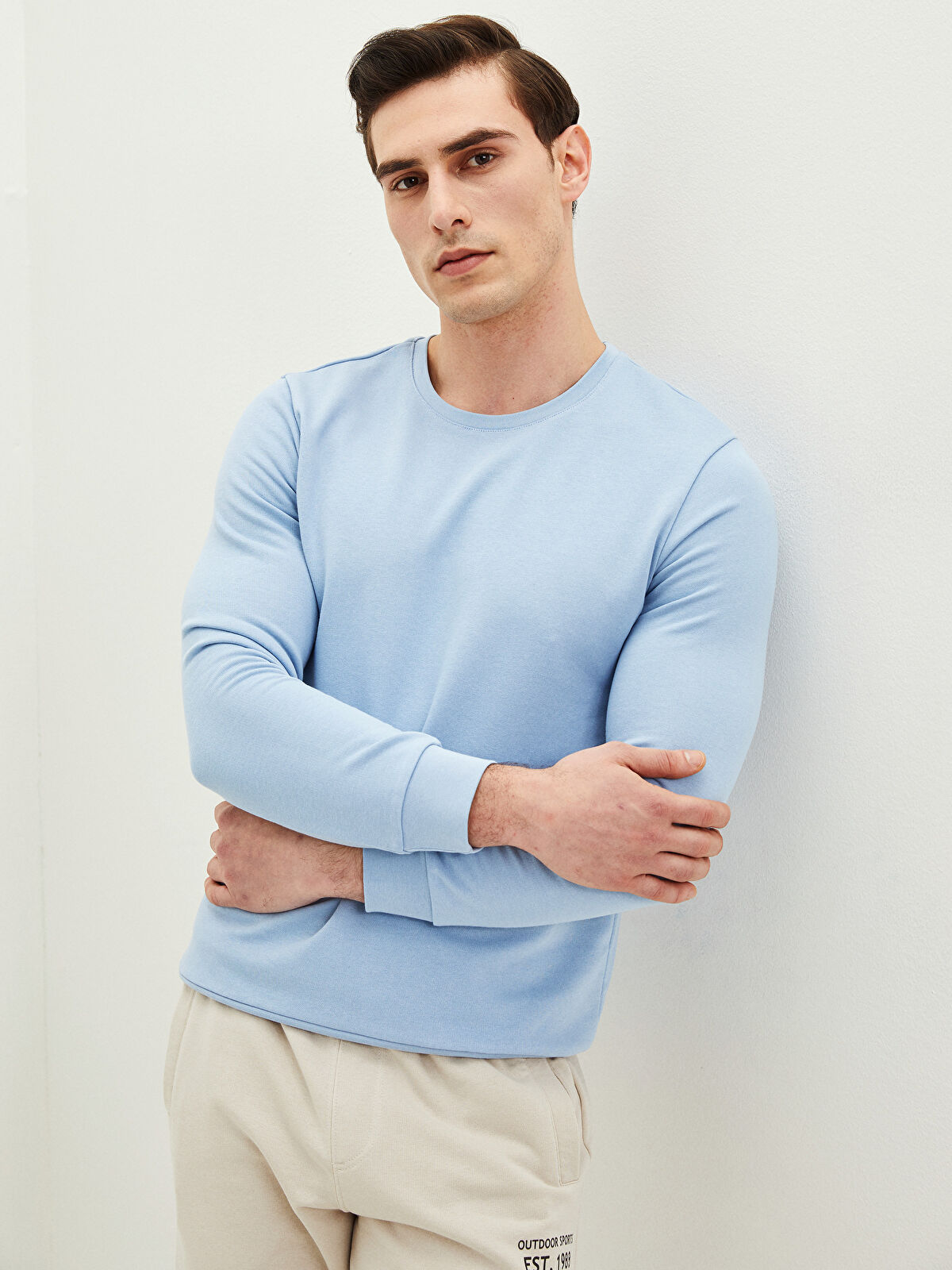 LCW BASIC Bisiklet Yaka Uzun Kollu Erkek Sweatshirt
