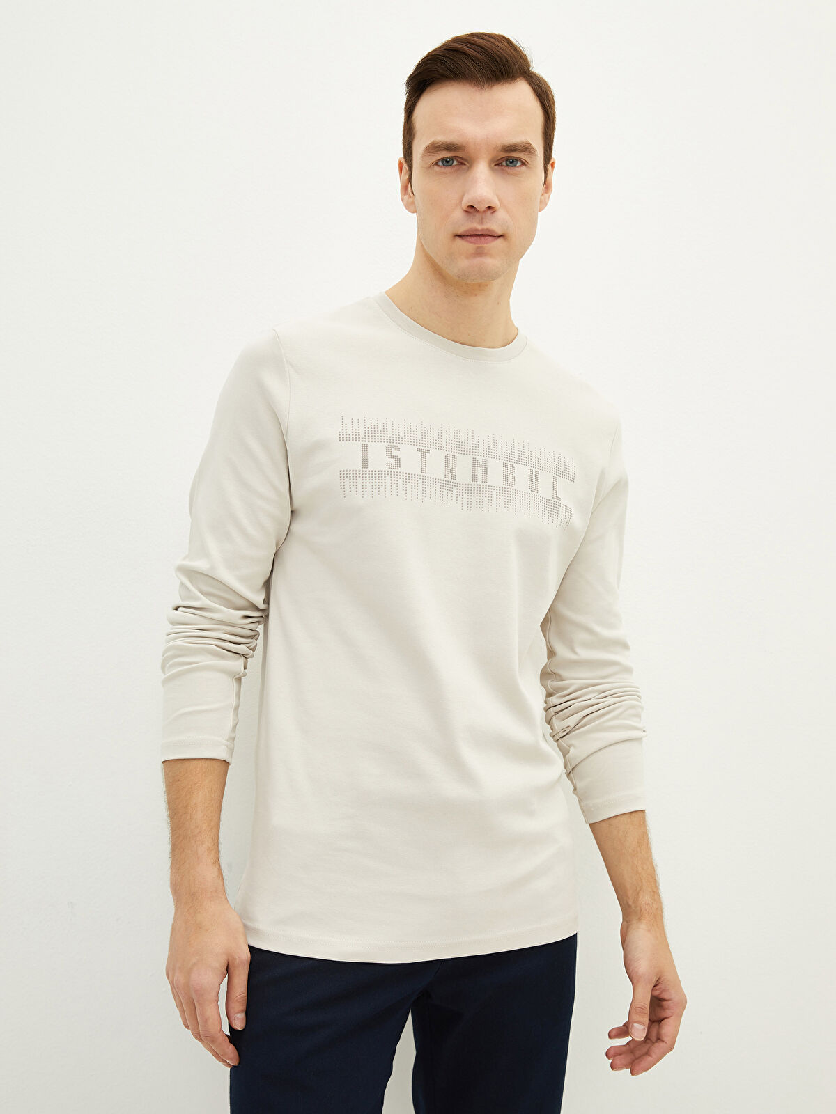 LCW CLASSIC Bisiklet Yaka Uzun Kollu İstanbul Baskılı Erkek Tişört