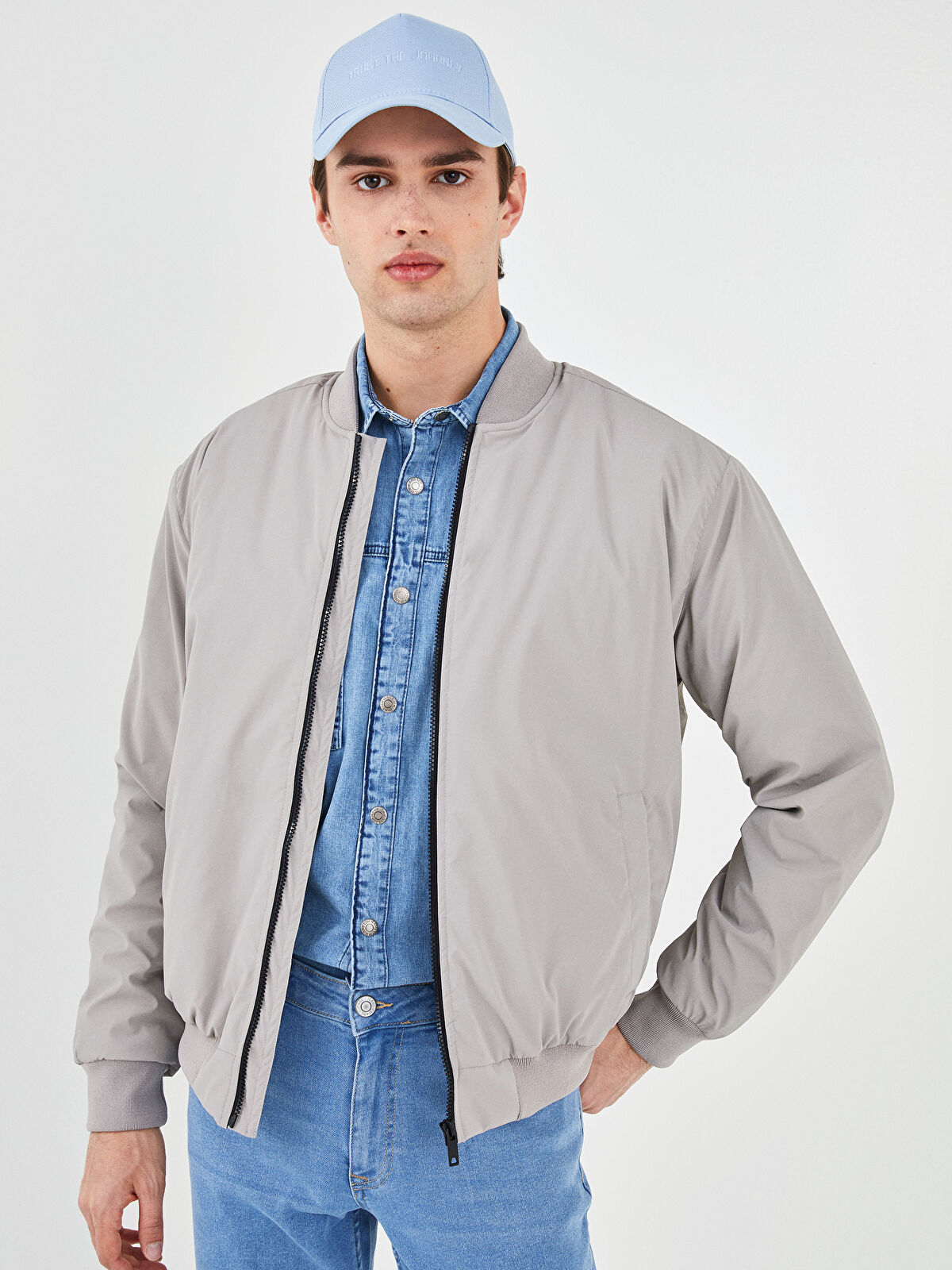 LCW CASUAL Rahat Kalıp Kolej Yaka Bomber Erkek Mont LCW CASUAL Rahat Kalıp Kolej Yaka Bomber Erkek Mont