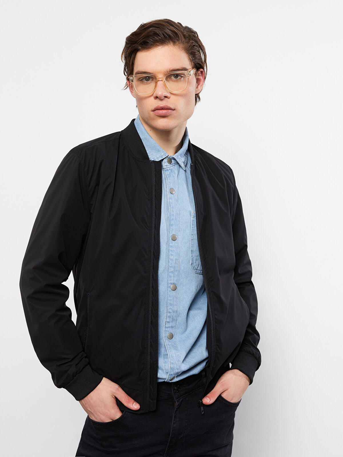 LCW CASUAL Standart Kalıp Kolej Yaka Bomber İnce Erkek Mont LCW CASUAL Standart Kalıp Kolej Yaka Bomber İnce Erkek Mont