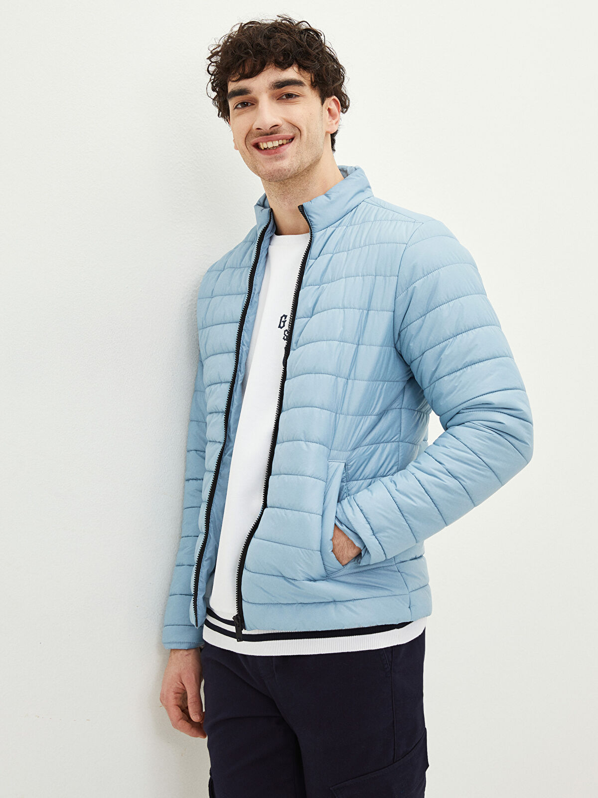 LCW CASUAL Slim Fit Dik Yaka Erkek Şişme Mont