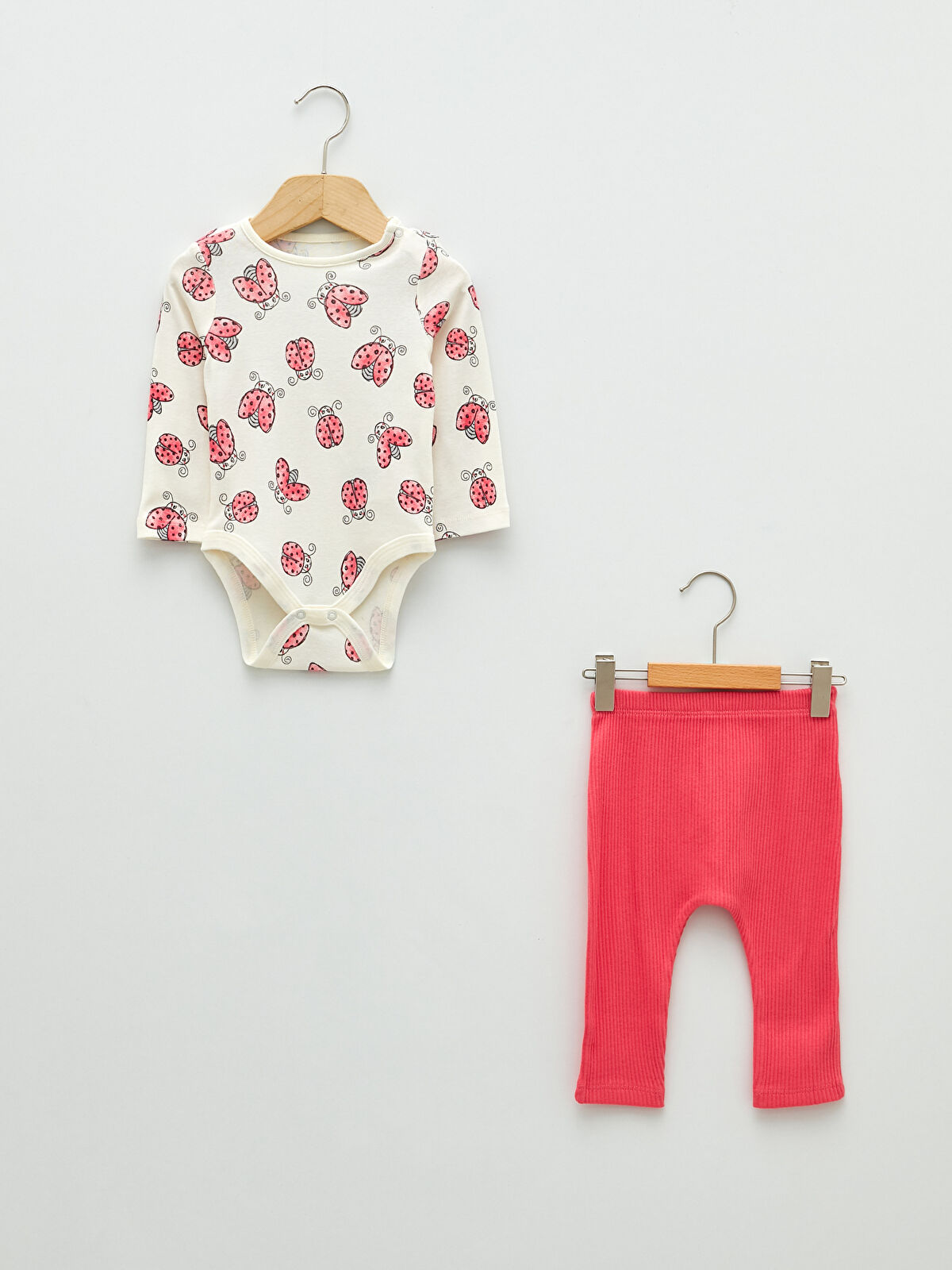 Bisiklet Yaka Uzun Kollu Baskılı Kız Bebek Çıtçıtlı Body ve Pantolon 2'li Takım