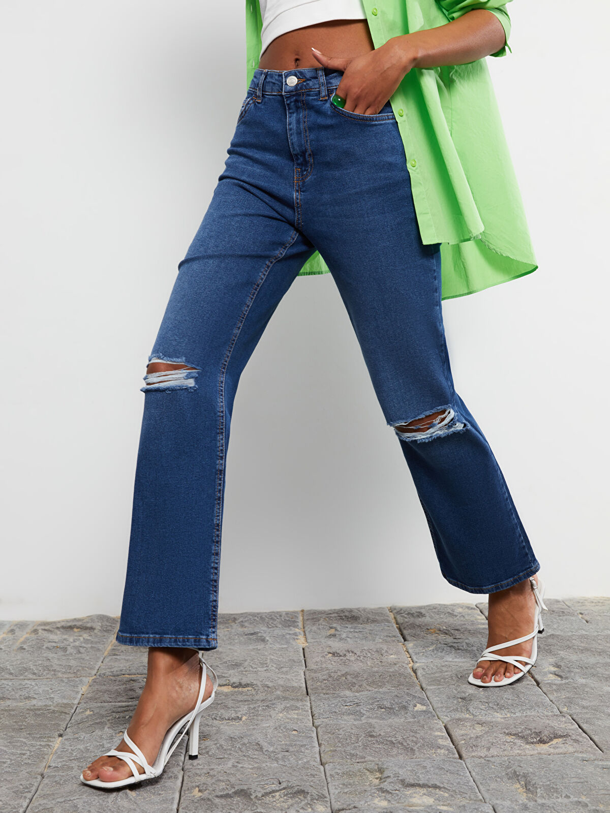 Yüksek Bel Slim Fit Cep Detaylı İspanyol Paça Kadın Rodeo Jean Pantolon