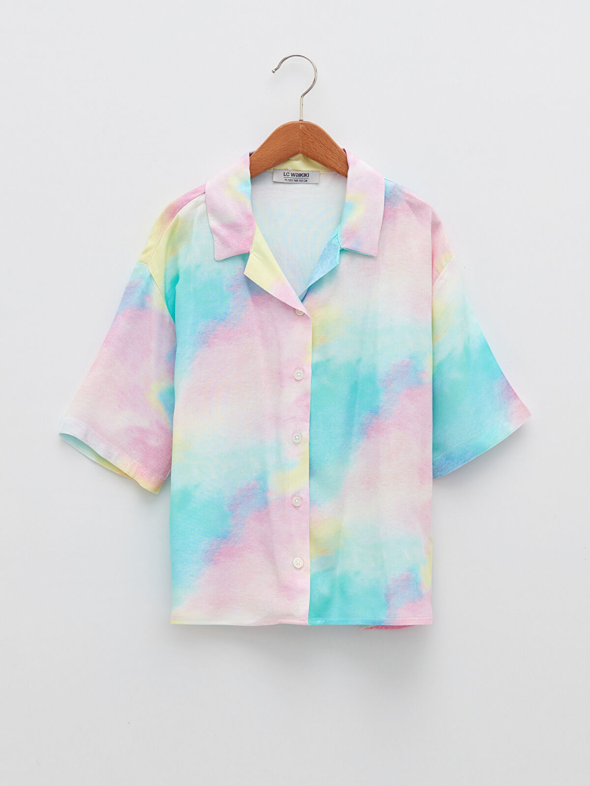 Batik Desenli Poplin Kız Çocuk Gömlek Batik Desenli Poplin Kız Çocuk Gömlek