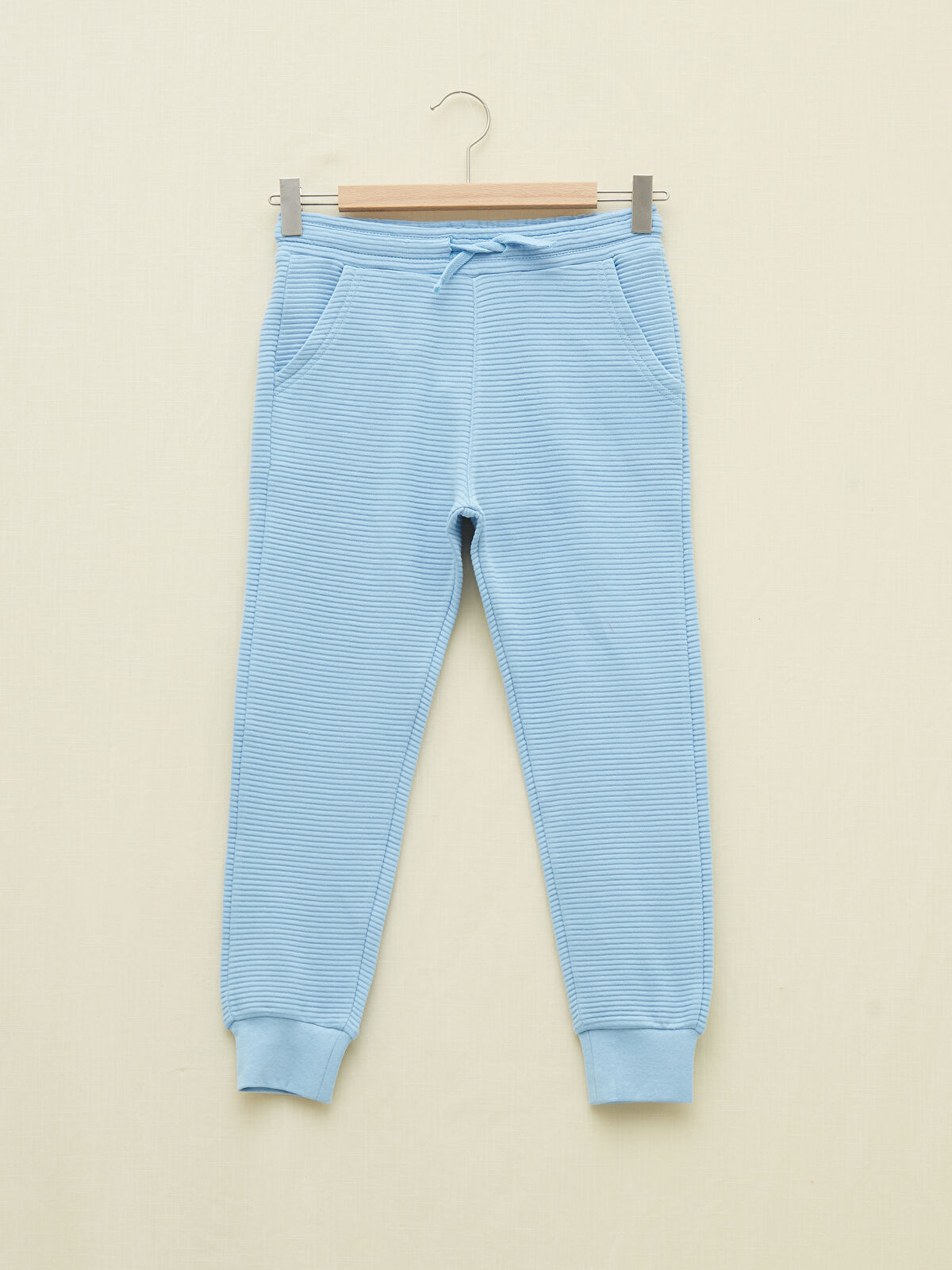 LCW GREEN Beli Lastikli Basic Organik Pamuklu Erkek Çocuk Jogger Eşofman Altı LCW GREEN Beli Lastikli Basic Organik Pamuklu Erkek Çocuk Jogger Eşofman Altı