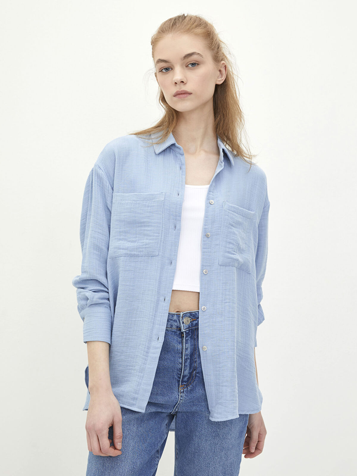 LCW CASUAL Önden Düğme Kapamalı Düz Uzun Kollu Dobby Kumaş Kadın Gömlek