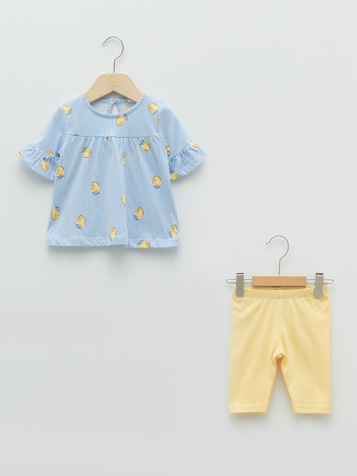 Bisiklet Yaka Kısa Kollu Çizgili Kız Bebek Tişört ve Tayt 2'li Takım