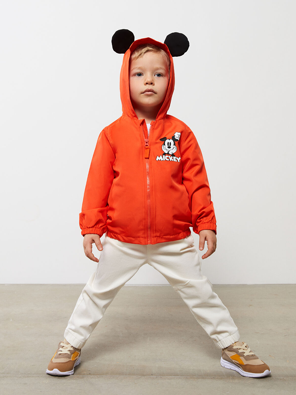 Kapüşonlu Uzun Kollu Mickey Mouse Baskılı Erkek Bebek Yağmurluk