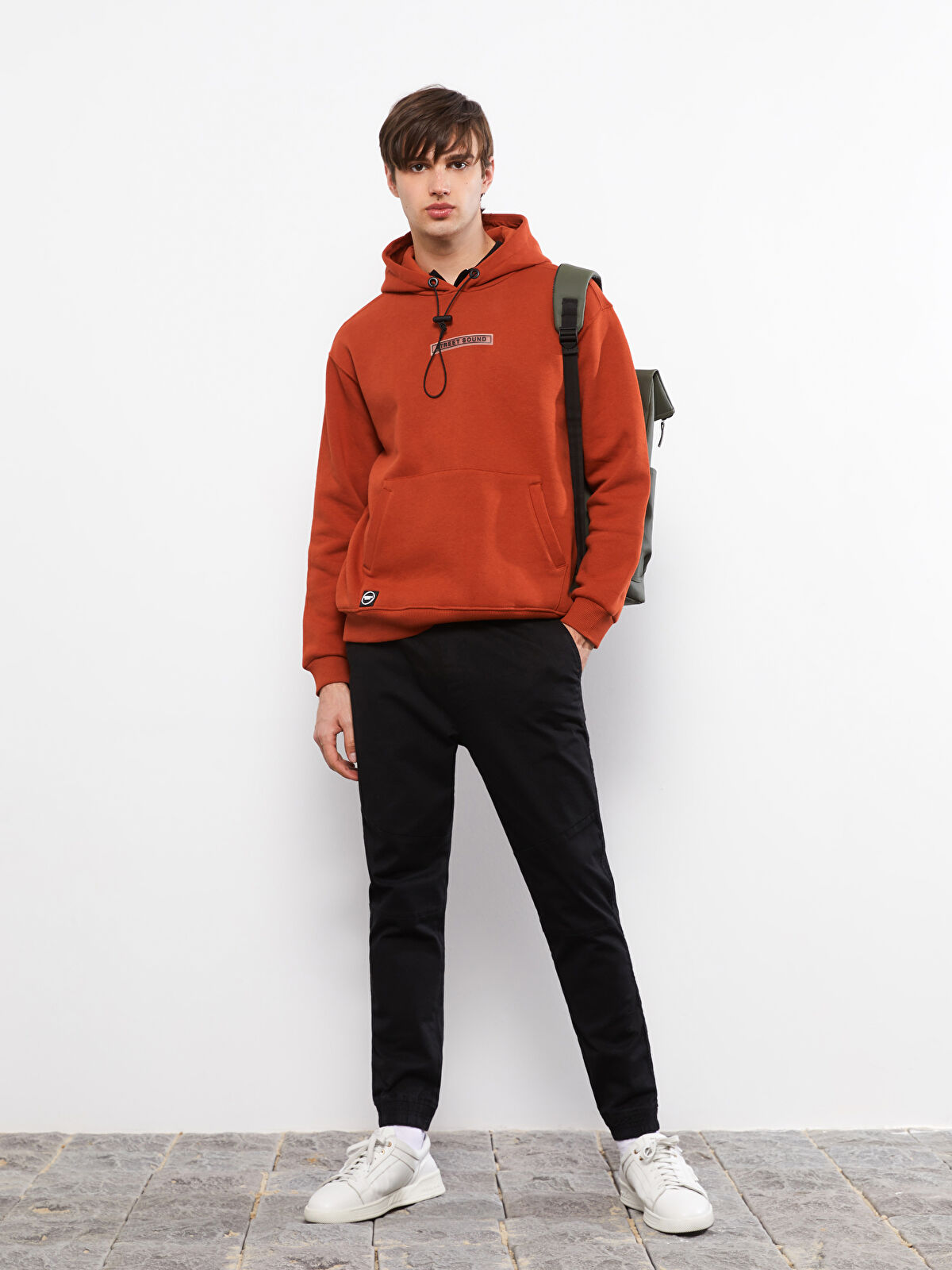LCW CASUAL Slim Fit Gabardin Erkek Jogger Pantolon