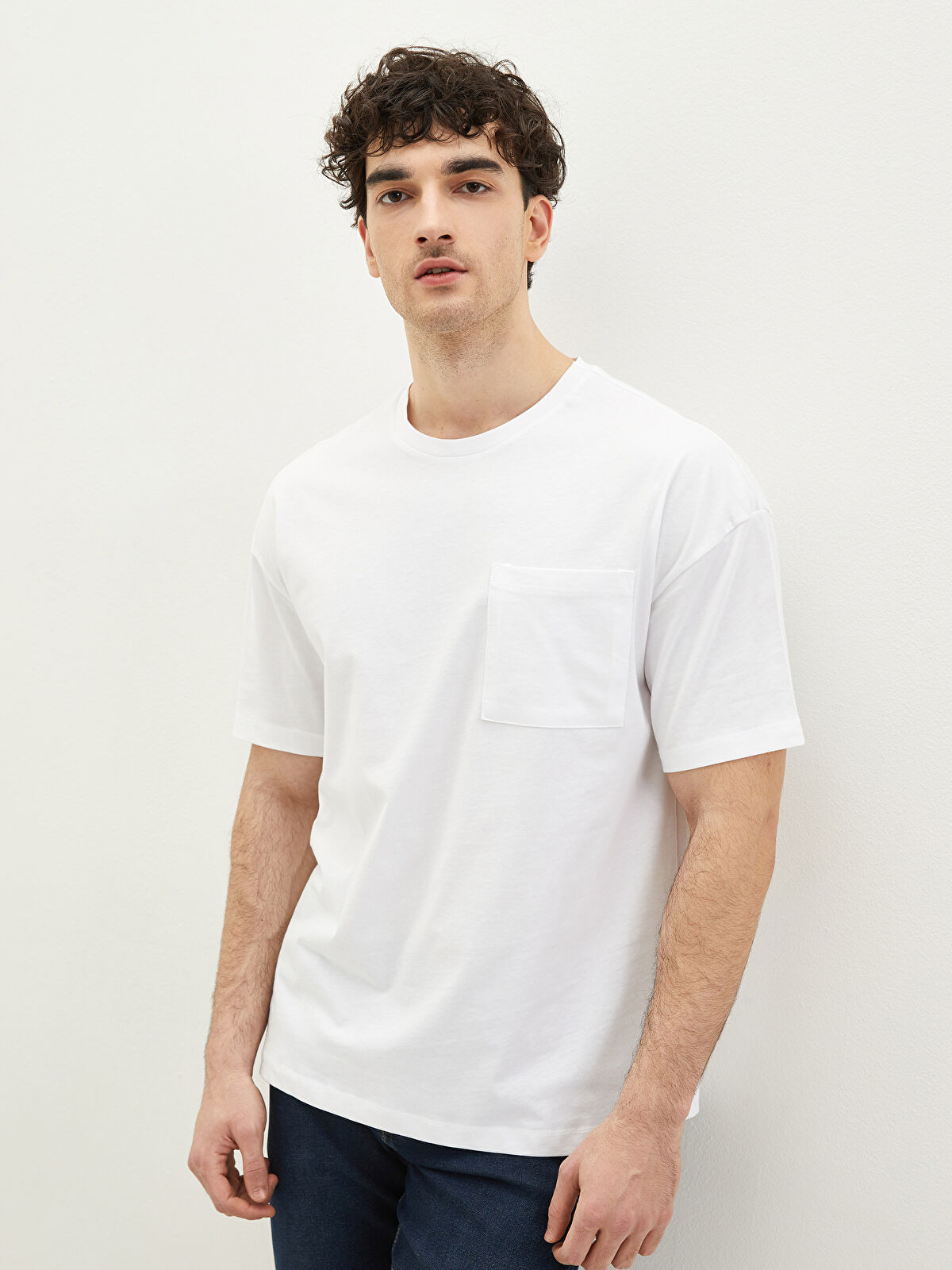 LCW CASUAL Oversize Bisiklet Yaka Kısa Kollu Penye Erkek Tişört