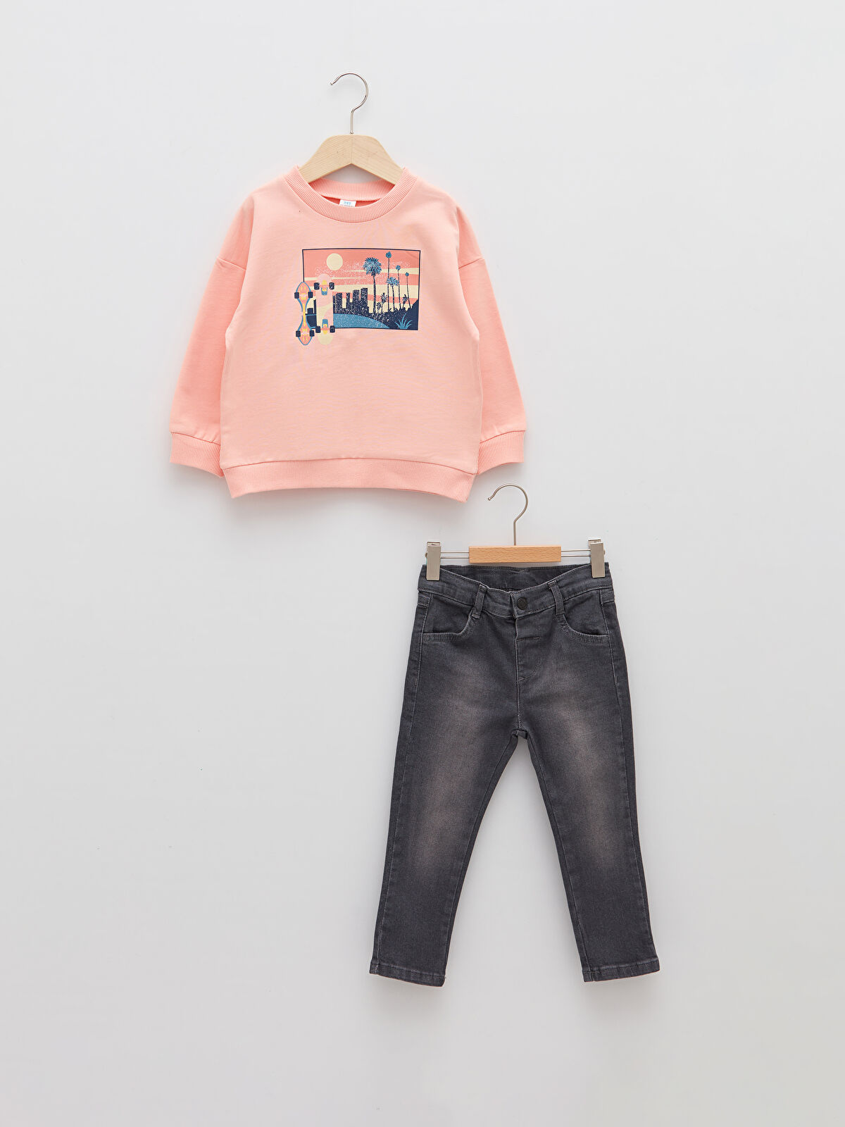 Bisiklet Yaka Baskılı Uzun Kollu Erkek Bebek Sweatshirt ve Jean Pantolon 2'li Takım