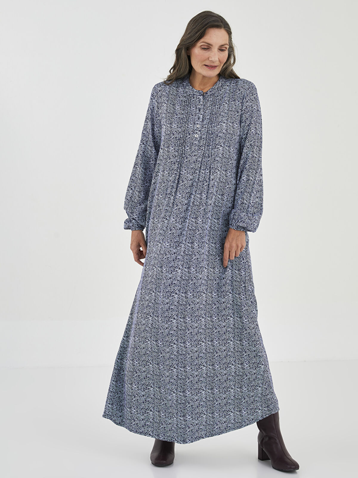 LCW GRACE Bisiklet Yaka Desenli Uzun Kollu A Kesim Belmando Kumaş Kadın Elbise