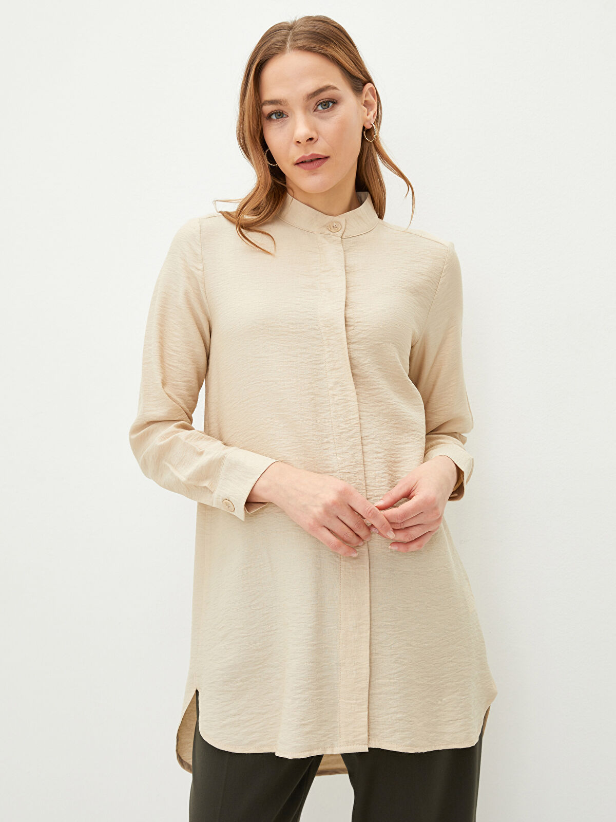 LCW CLASSIC Hakim Yaka Düz Uzun Kollu Krep Kumaş Kadın Tunik