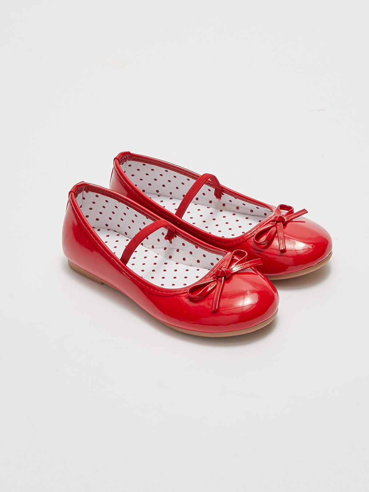 Deri Görünümlü Fiyonk Detaylı Kız Çocuk Babet