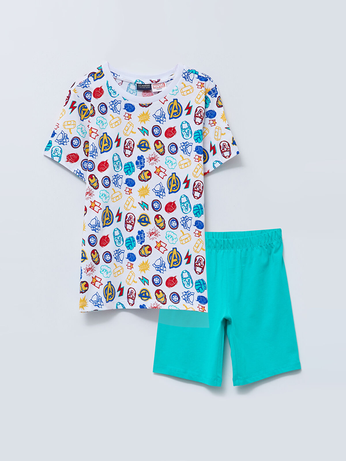 Bisiklet Yaka Avengers Baskılı Kısa Kollu Erkek Çocuk Şortlu Pijama Takımı