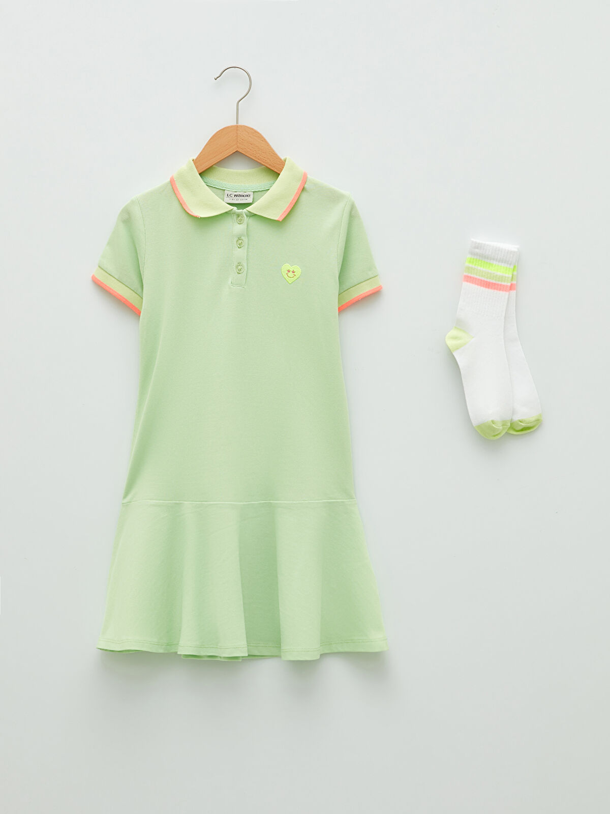 Polo Yaka Nakışlı Kısa Kollu Kız Çocuk Elbise ve Soket Çorap