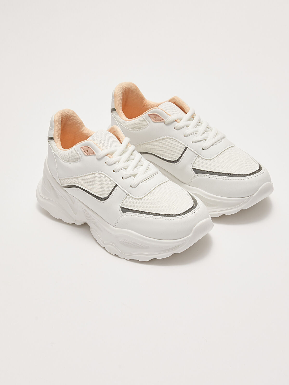 Bağcıklı Kalın Taban Kadın Spor Ayakkabı