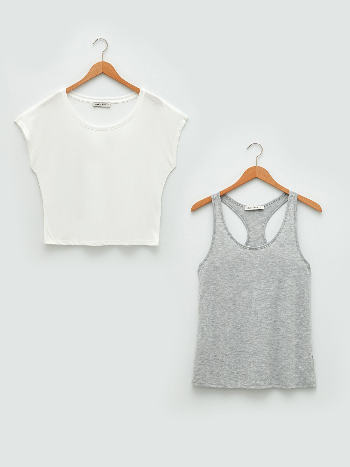 LCW ACTIVE Bisiklet Yaka Düz Kısa Kollu Kadın Tişört ve Atlet Takım