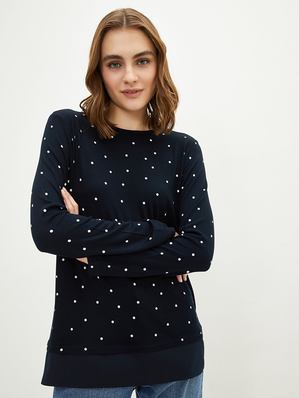 LCW CLASSIC Bisiklet Yaka Puantiyeli Uzun Kollu Viskon Kadın Tişört