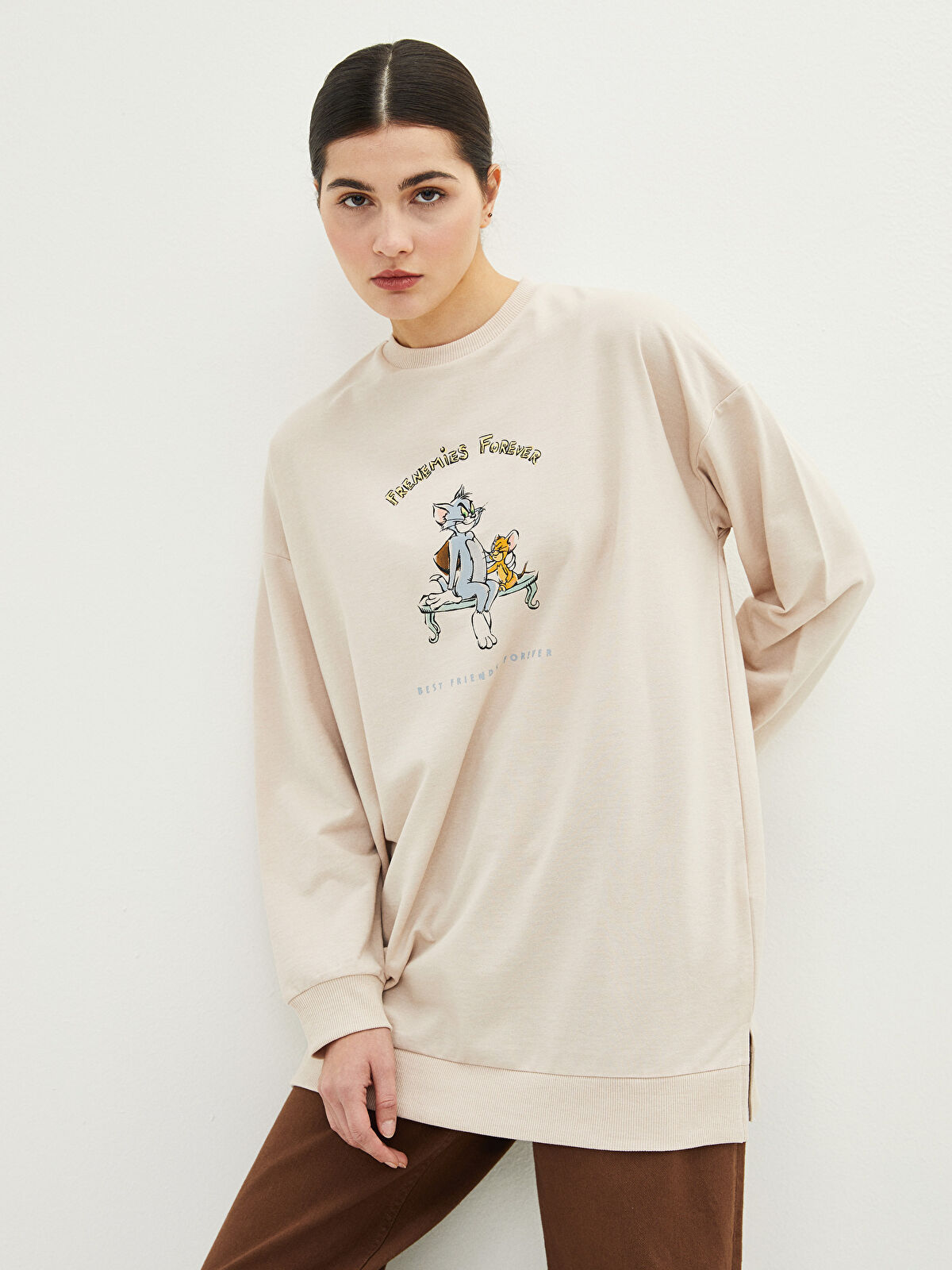 MODEST Bisiklet Yaka Tom&Jerry Baskılı Uzun Kollu Oversize Kadın Tunik