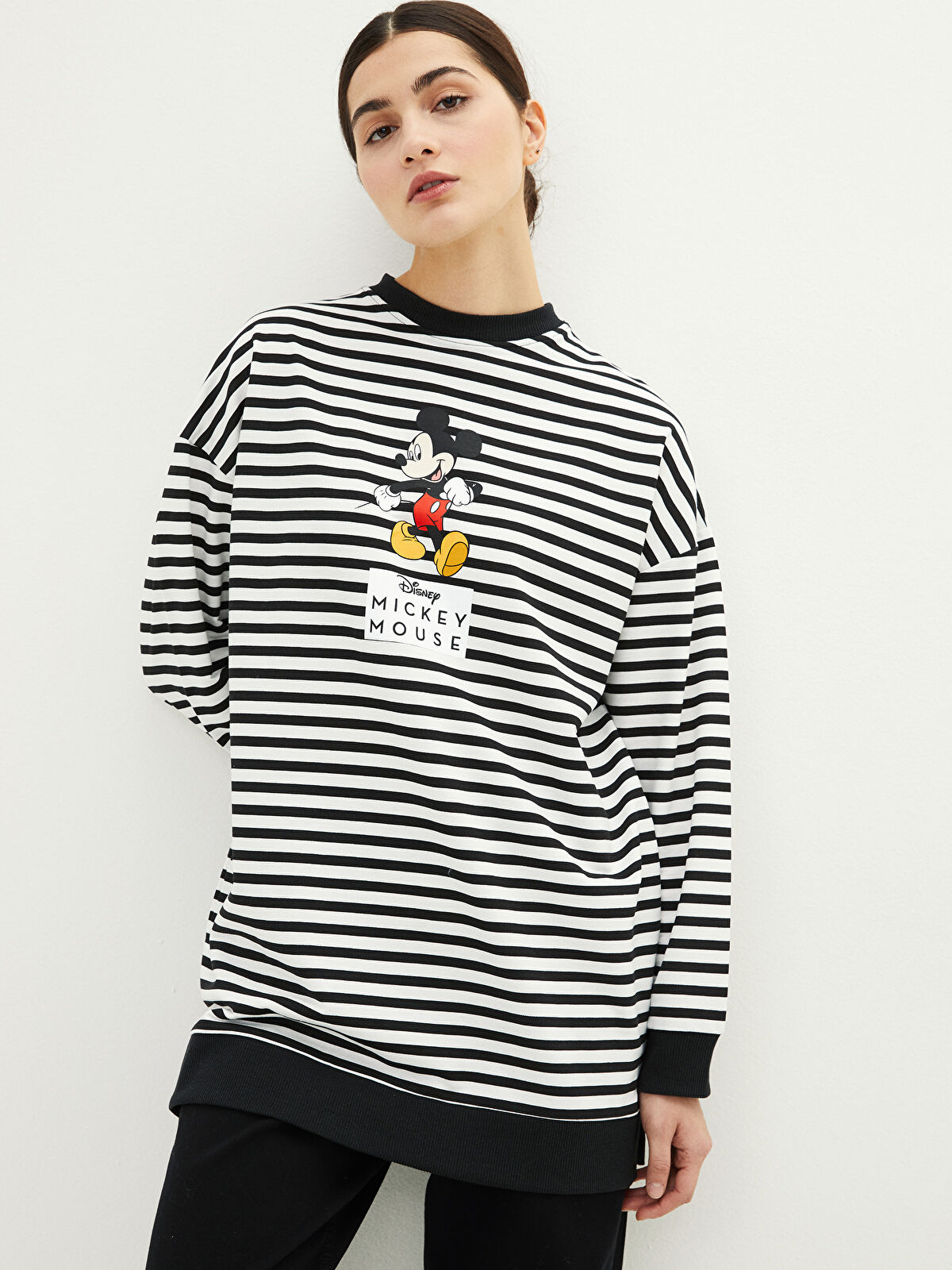 MODEST Bisiklet Yaka Çizgili Mickey Mouse Baskılı Uzun Kollu Oversize Kadın Sweatshirt Tunik