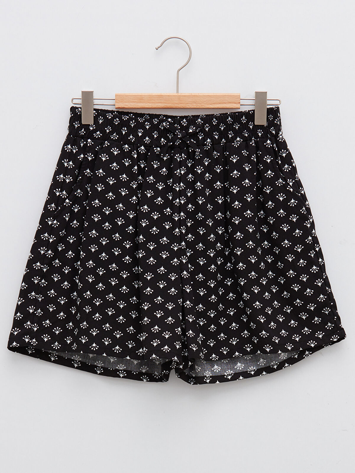 Beli Lastikli Desenli Viskon Kız Çocuk Şort