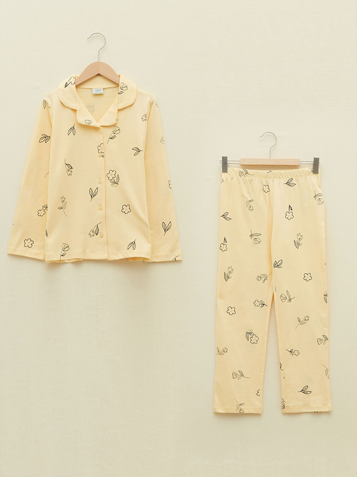 LCW GREEN Gömlek Yaka Baskılı Uzun Kollu Organik Pamuklu Kız Çocuk Pijama Takımı