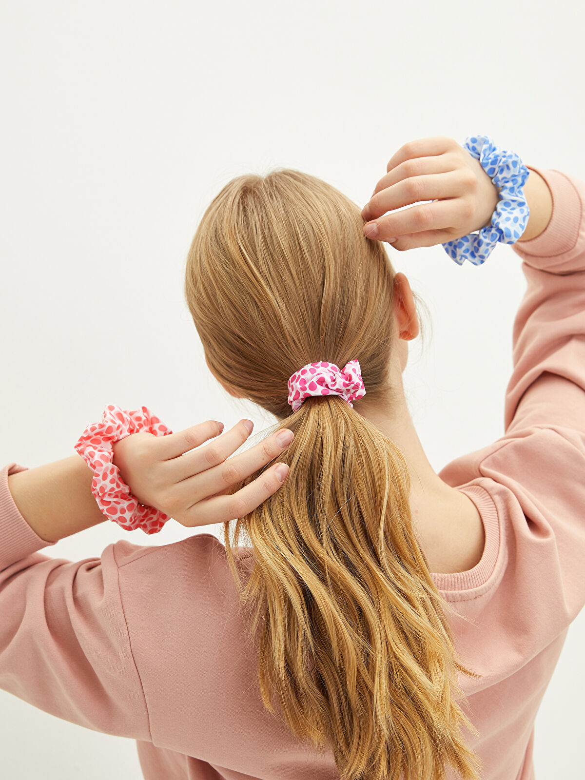 Saten Kumaştan Puantiyeli Lastikli Kadın Saç Tokası 3'lü