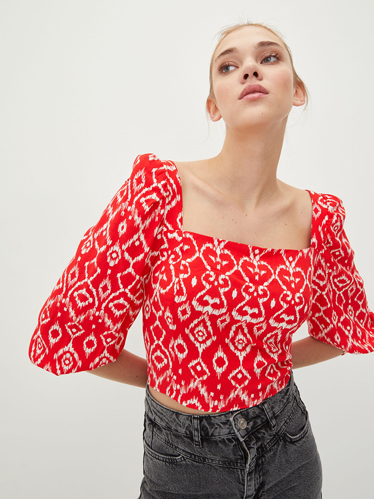 LCW CASUAL Kare Yaka Desenli Viskon Kadın Bluz