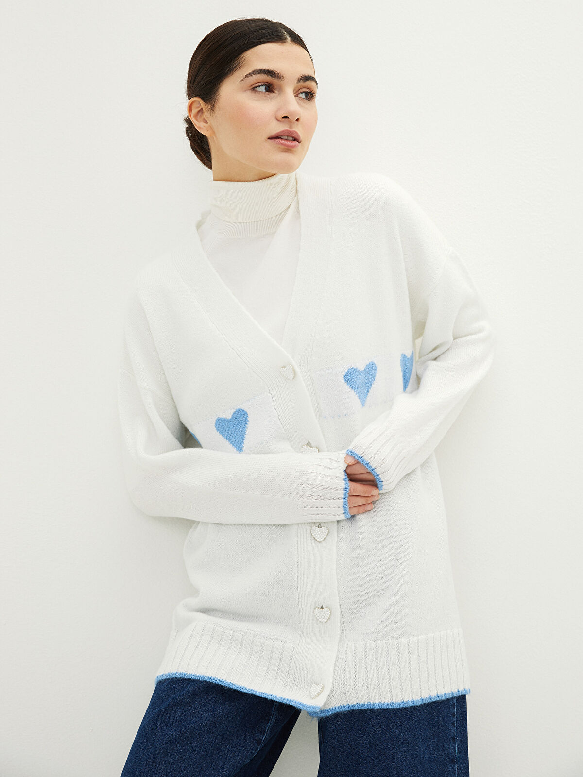 MODEST V Yaka Desenli Uzun Kollu Oversize Kadın Triko Hırka