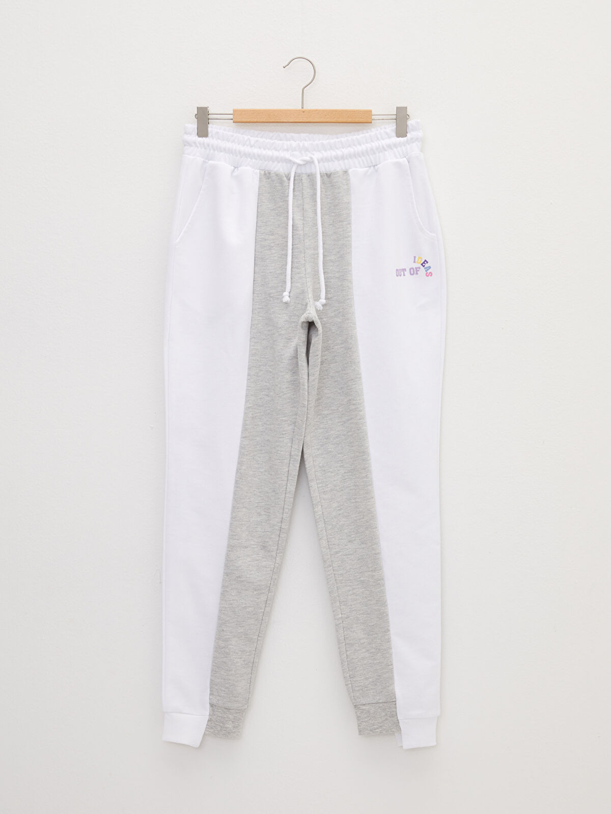 LCW CASUAL Beli Lastikli Renk Bloklu Kadın Jogger Eşofman Altı LCW CASUAL Beli Lastikli Renk Bloklu Kadın Jogger Eşofman Altı