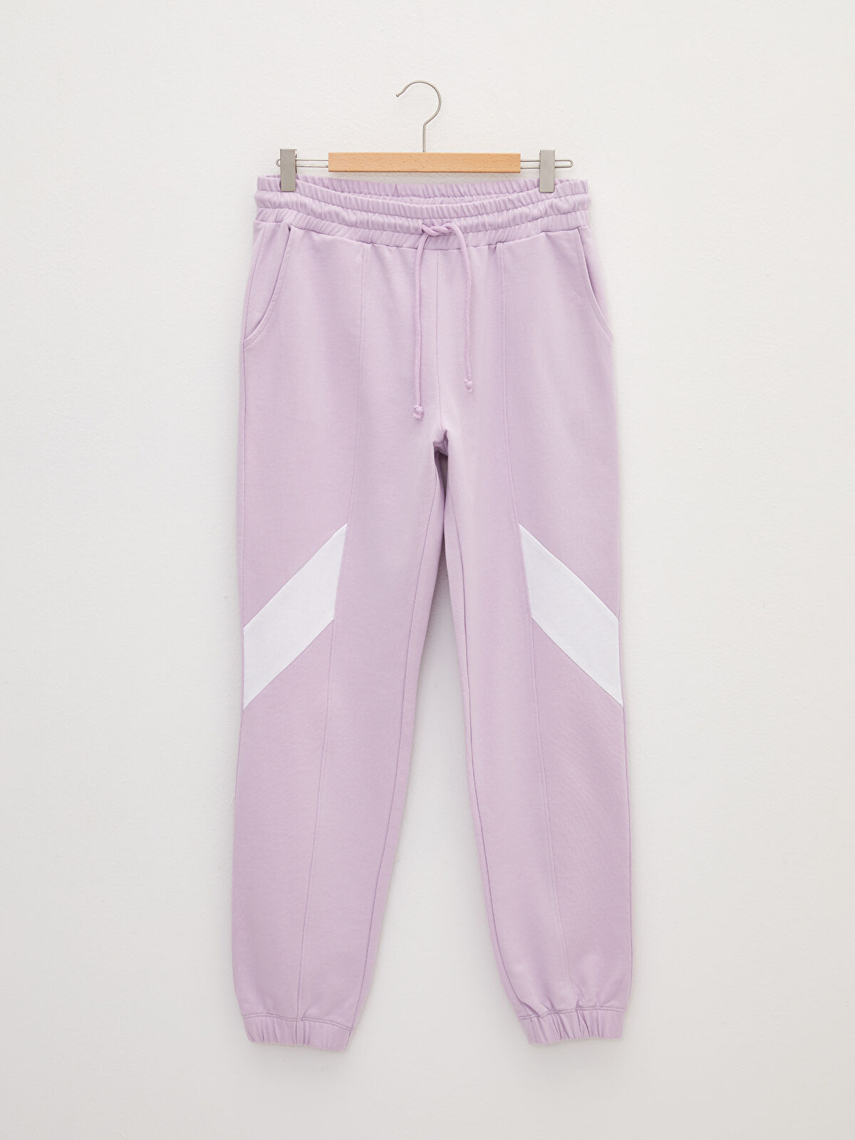 LCW CASUAL Beli Lastikli Renk Bloklu Kadın Jogger Eşofman Altı LCW CASUAL Beli Lastikli Renk Bloklu Kadın Jogger Eşofman Altı