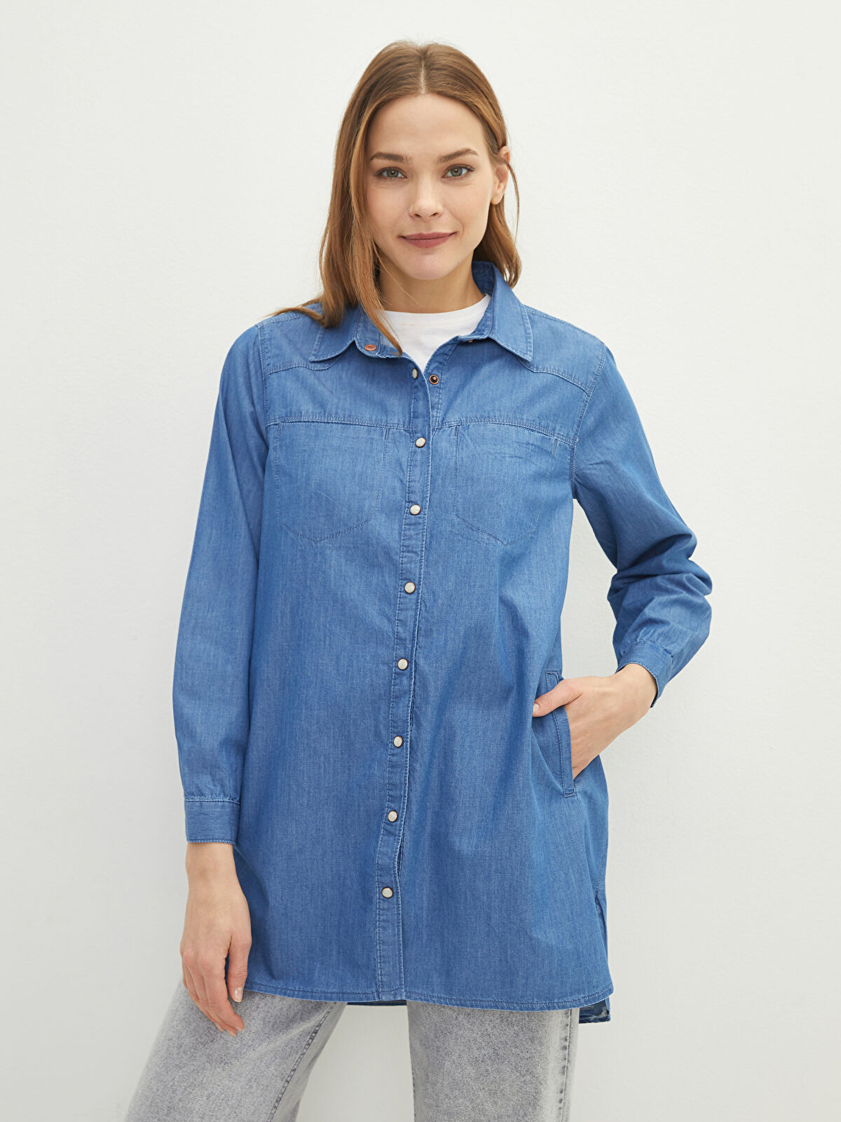 LCW GRACE Gömlek Yaka Cep Detaylı Uzun Kollu Kadın Jean Tunik