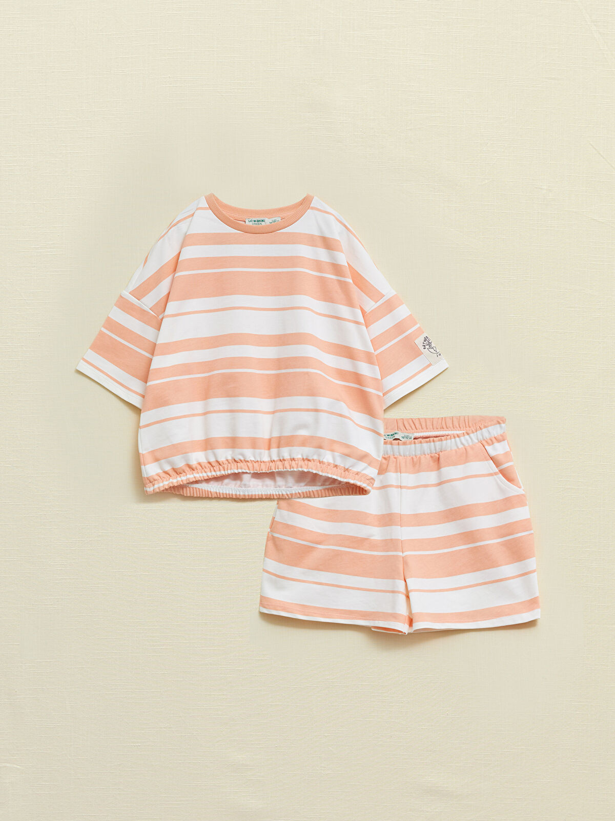 LCW GREEN Bisiklet Yaka Çizgili Kısa Kollu Organik Pamuklu Kız Çocuk Sweatshirt ve Şort